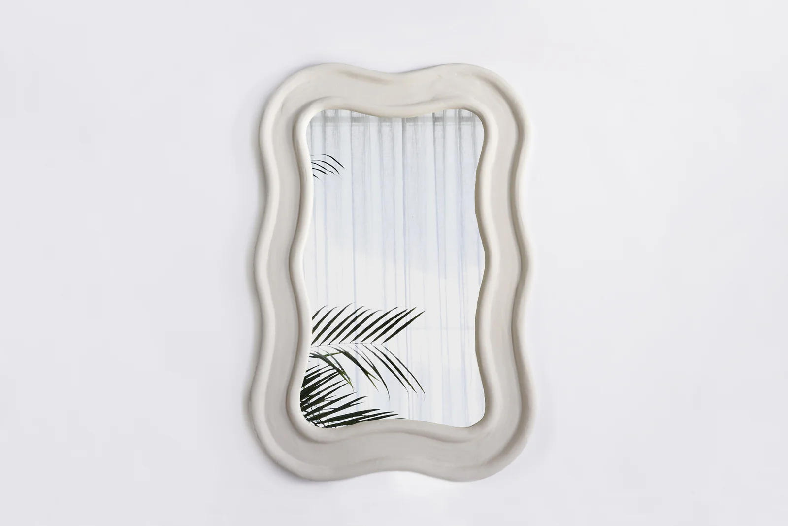 Lucy Montgomery X Jardan Ondoa Mirror Large - Product Directory - The ...