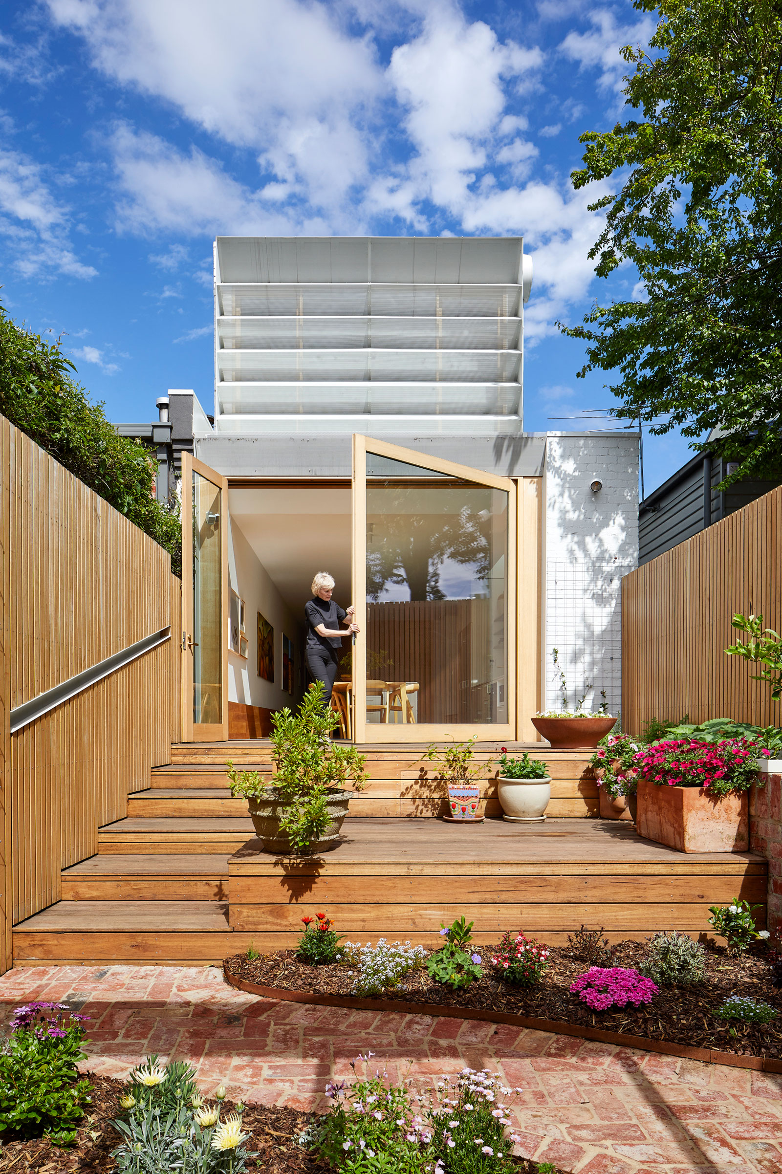 Hood House by Mihaly Slocombe Architects - Project Feature - The Local ...