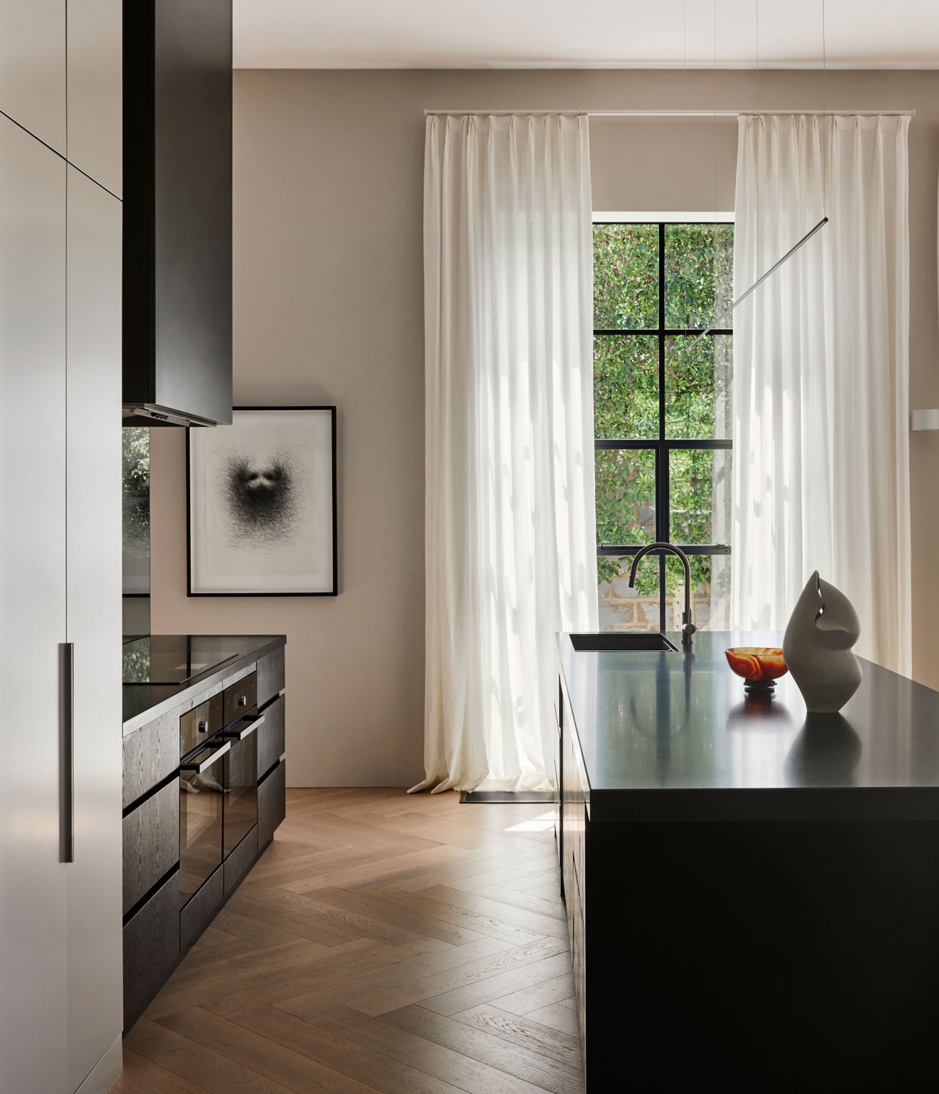 Kew Residence by Jack Fugaro - Project Feature - The Local Project