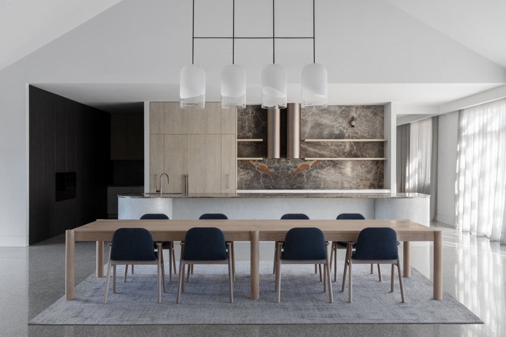 Peninsula Farmhouse by Swell Building Group and Articolo Lighting ...