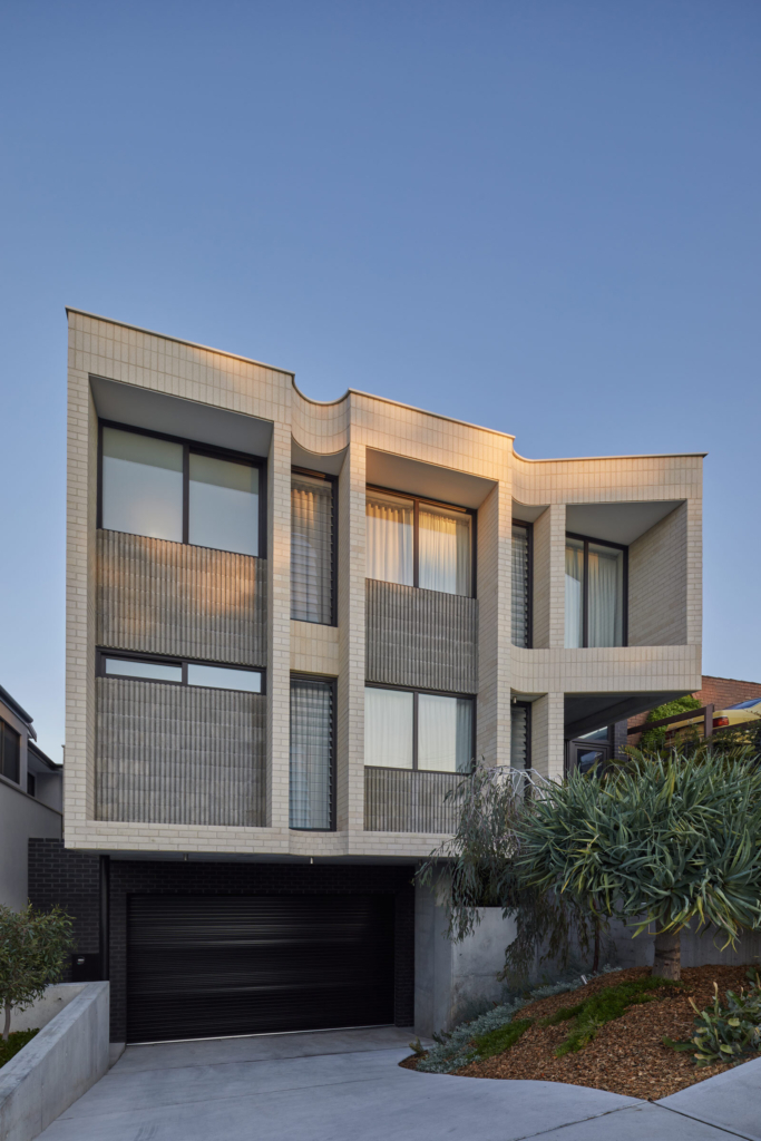 Jan Juc Studio by Eldridge Anderson Architects - Issue 08 Video Feature ...