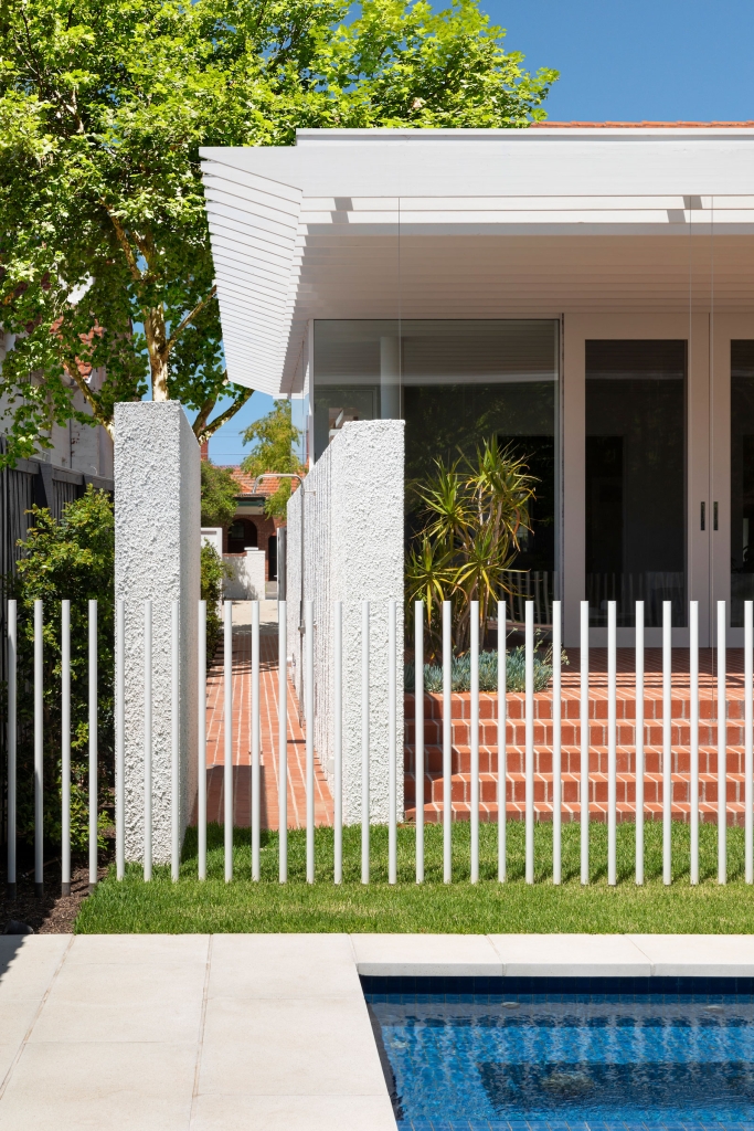 Moss Manor by Luke Moloney Architecture - Project Feature - The Local ...