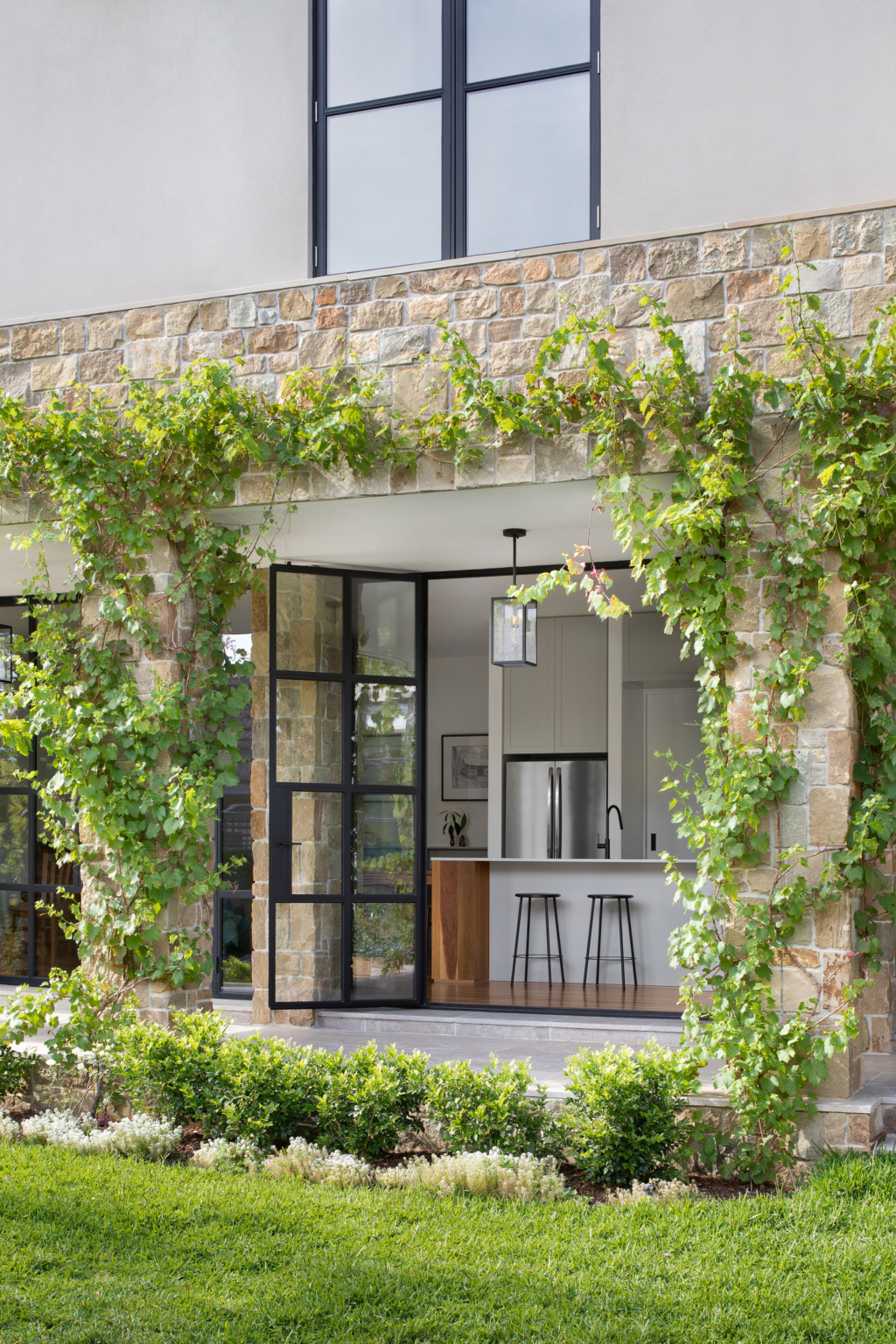 The Bronze House and The Dendy Sister by Merrylees Architecture ...