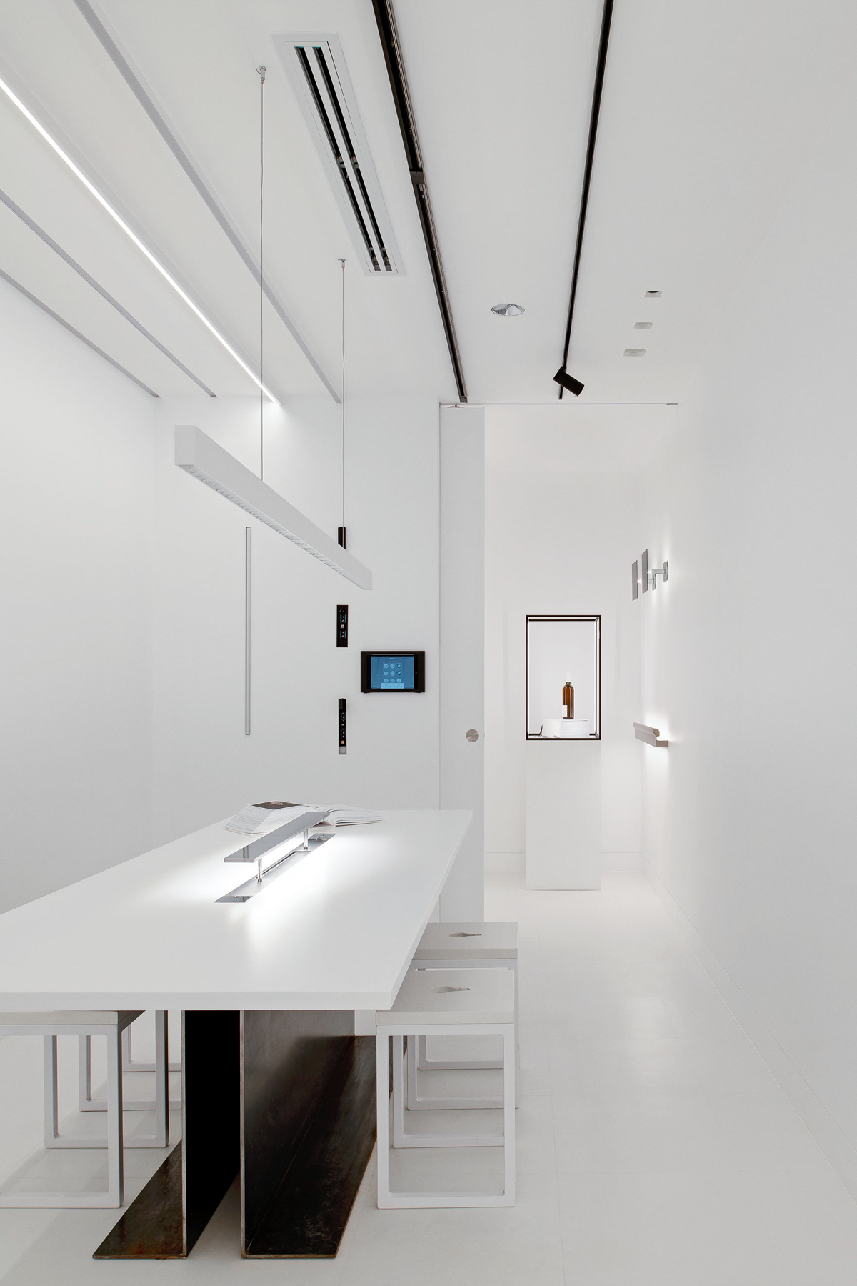 VBO Australia Launches LightLab - Issue 10 Feature - The Local Project