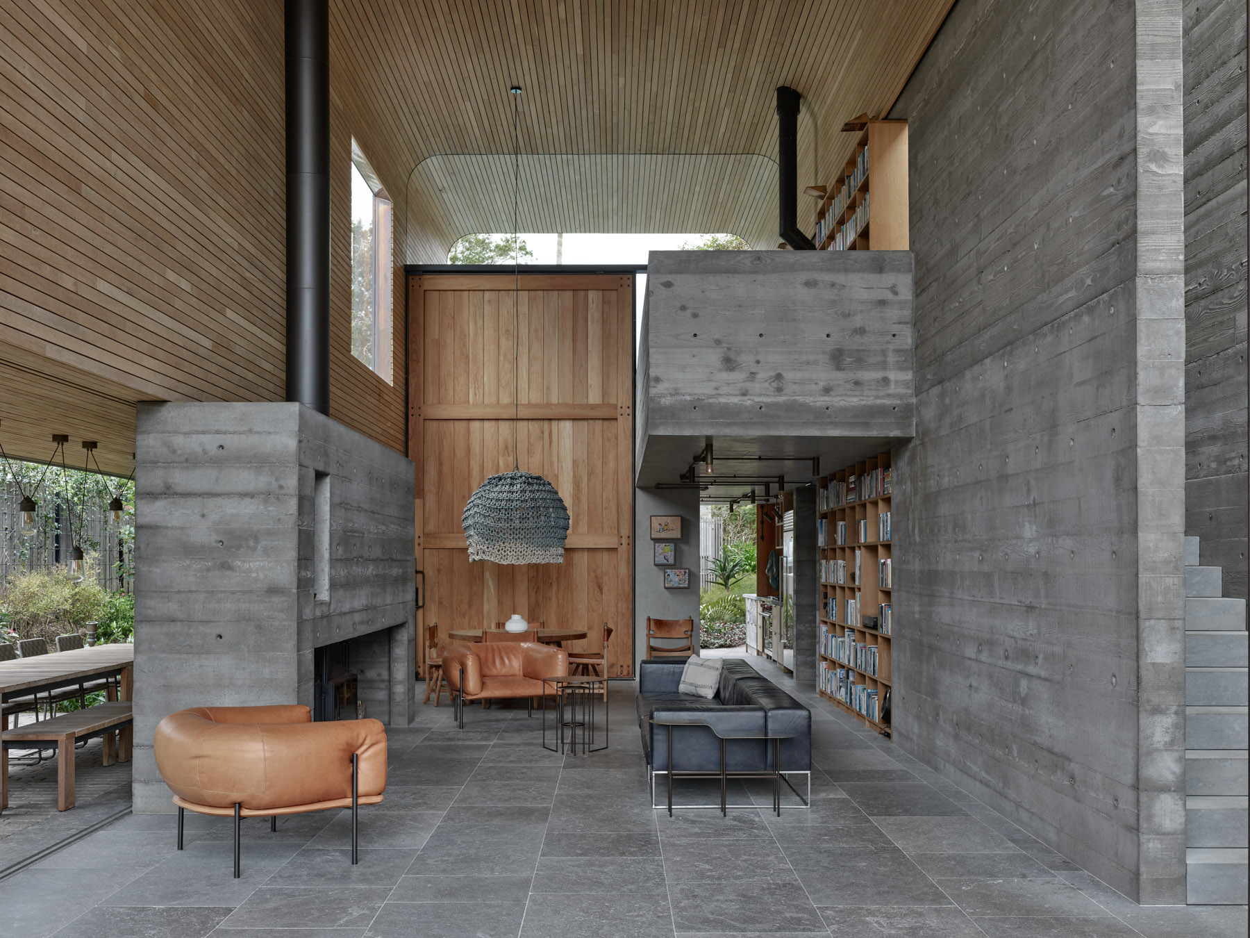 Experimentation of Solidity – Backdune House by Peter Stutchbury ...