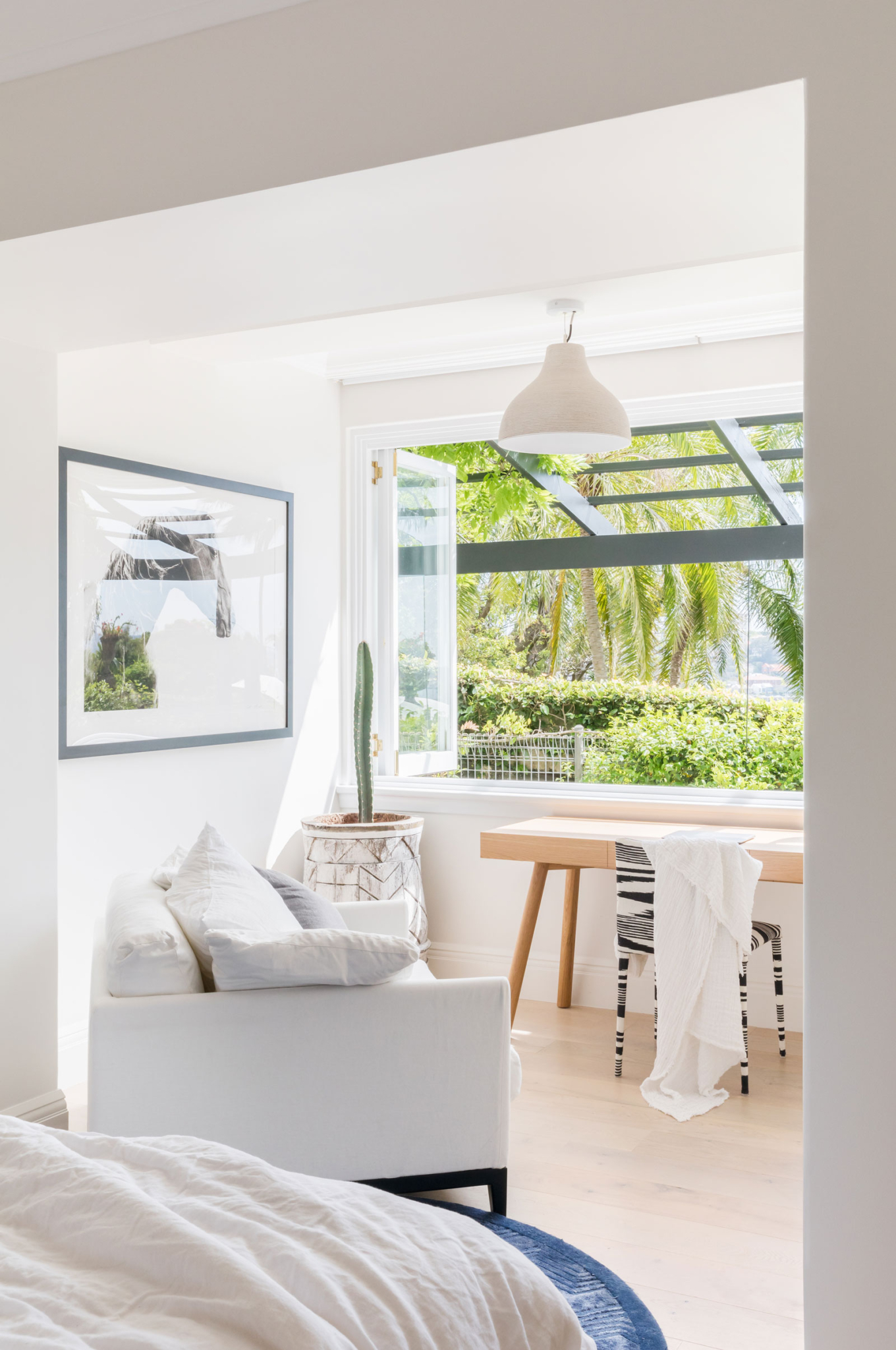 Clovelly Residence by Michiru Higginbotham and Lauren Forrester ...