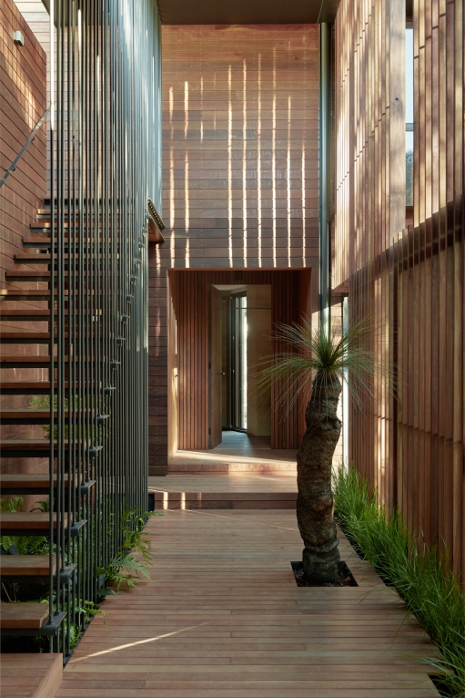 Terracotta House by Austin Maynard Architects - Project Feature - The ...