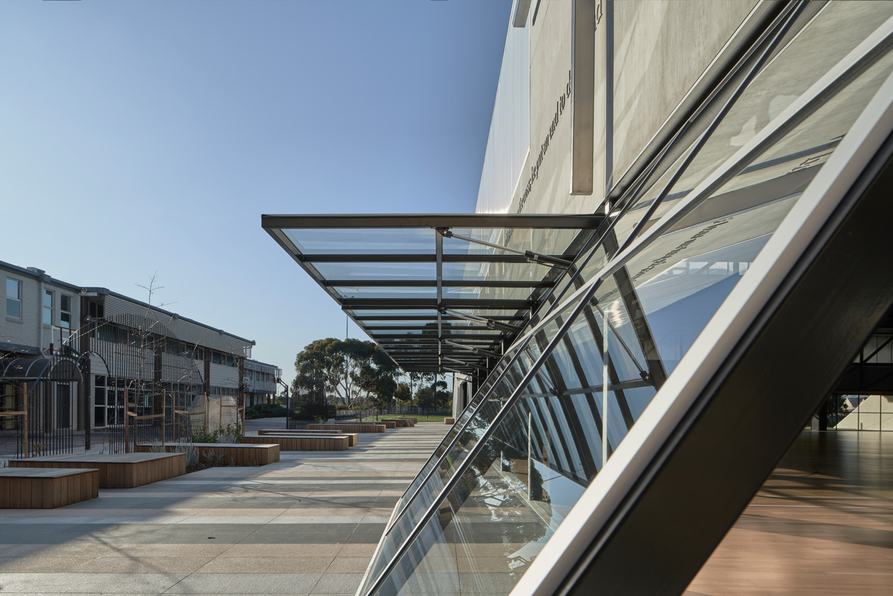 Multi-purpose Hall by Branch Studio Architects - Issue 10 Commercial ...