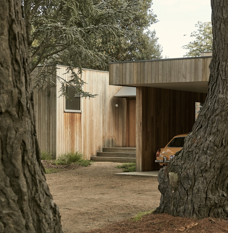 Shingle Roof House by Fearon Hay - Project Feature - The Local Project