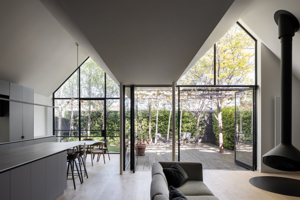 Albert Park House by Steel Window Design - Product Feature - The Local ...