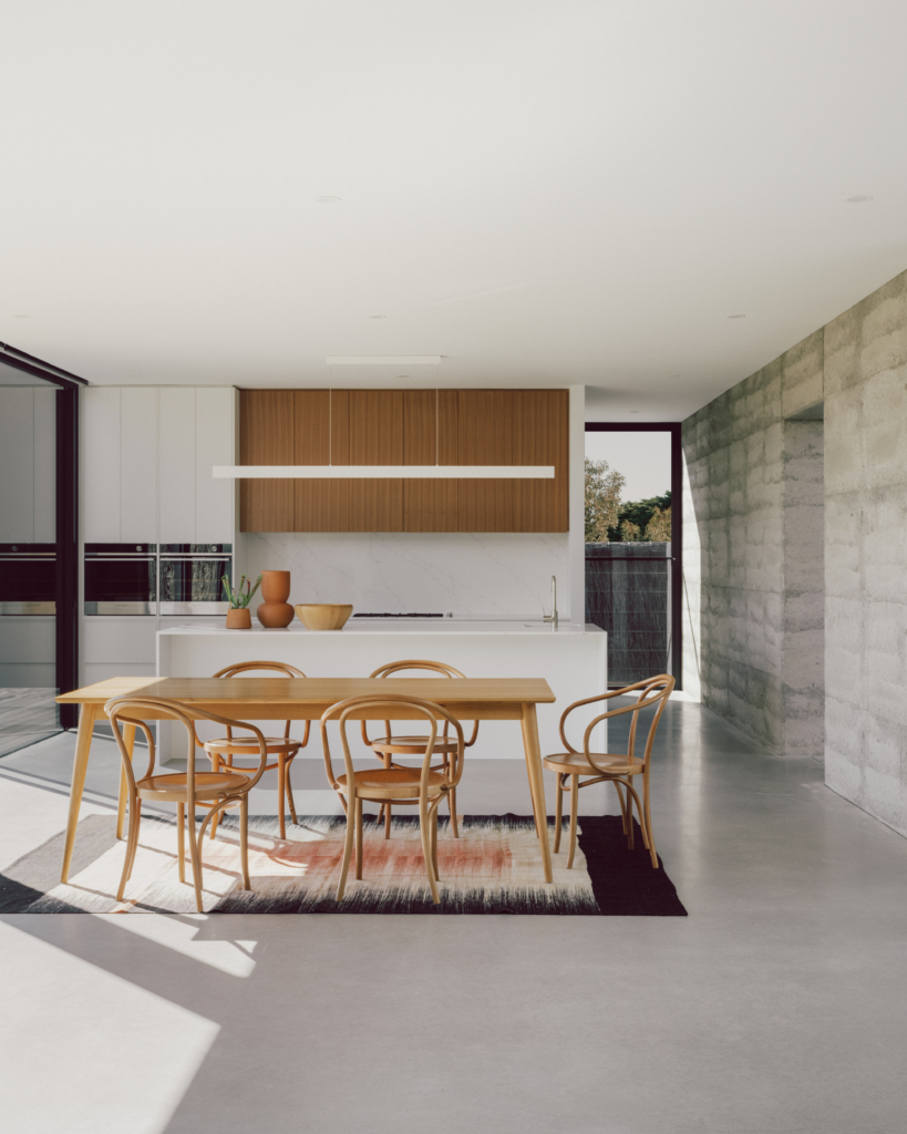 Bungalow N by Matt Goodman Architecture Office and CJH Studio - Project ...