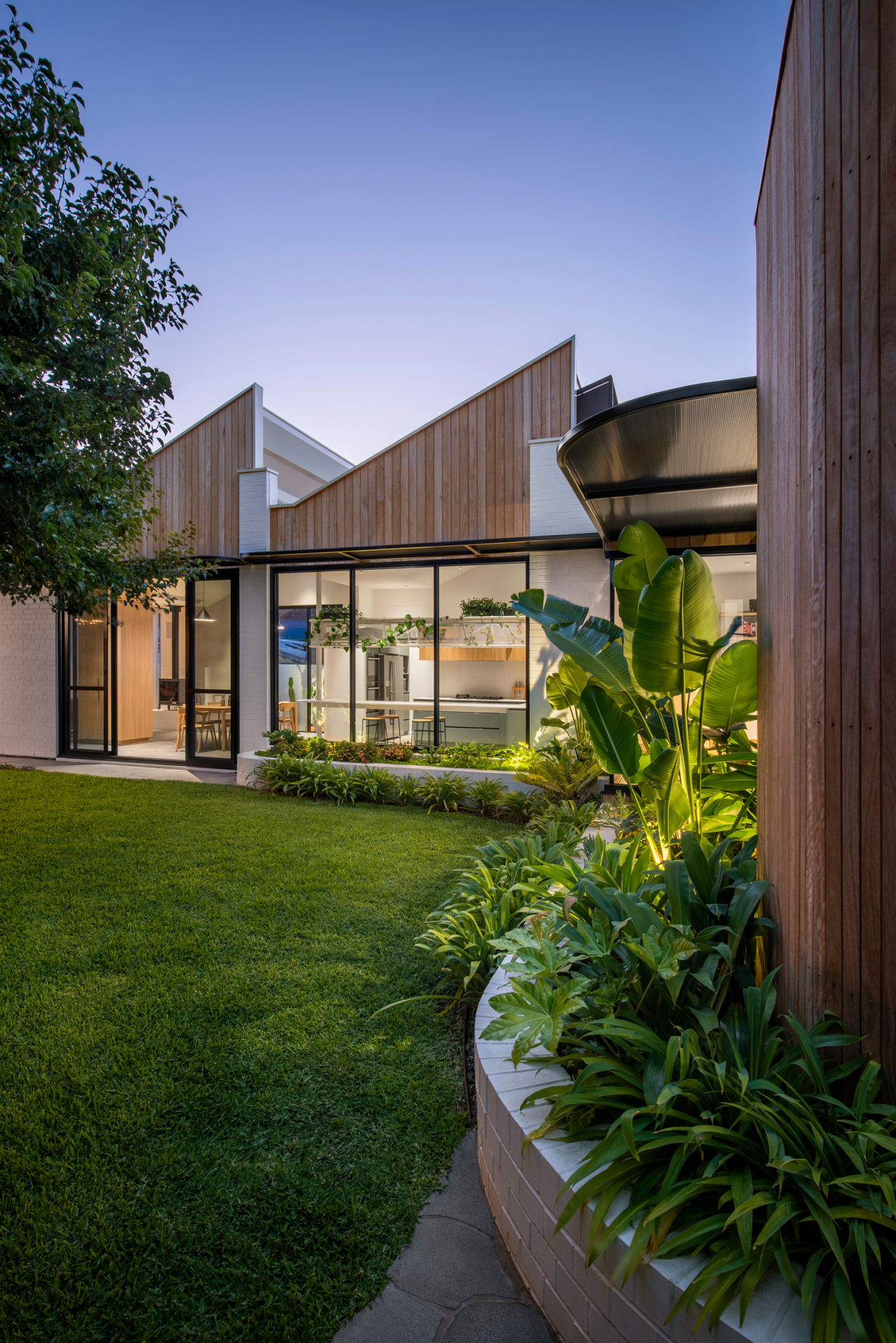 Fitzroy North House by Cera Stribley and Alessia Ferrarini Design Studio - Project Feature - The ...