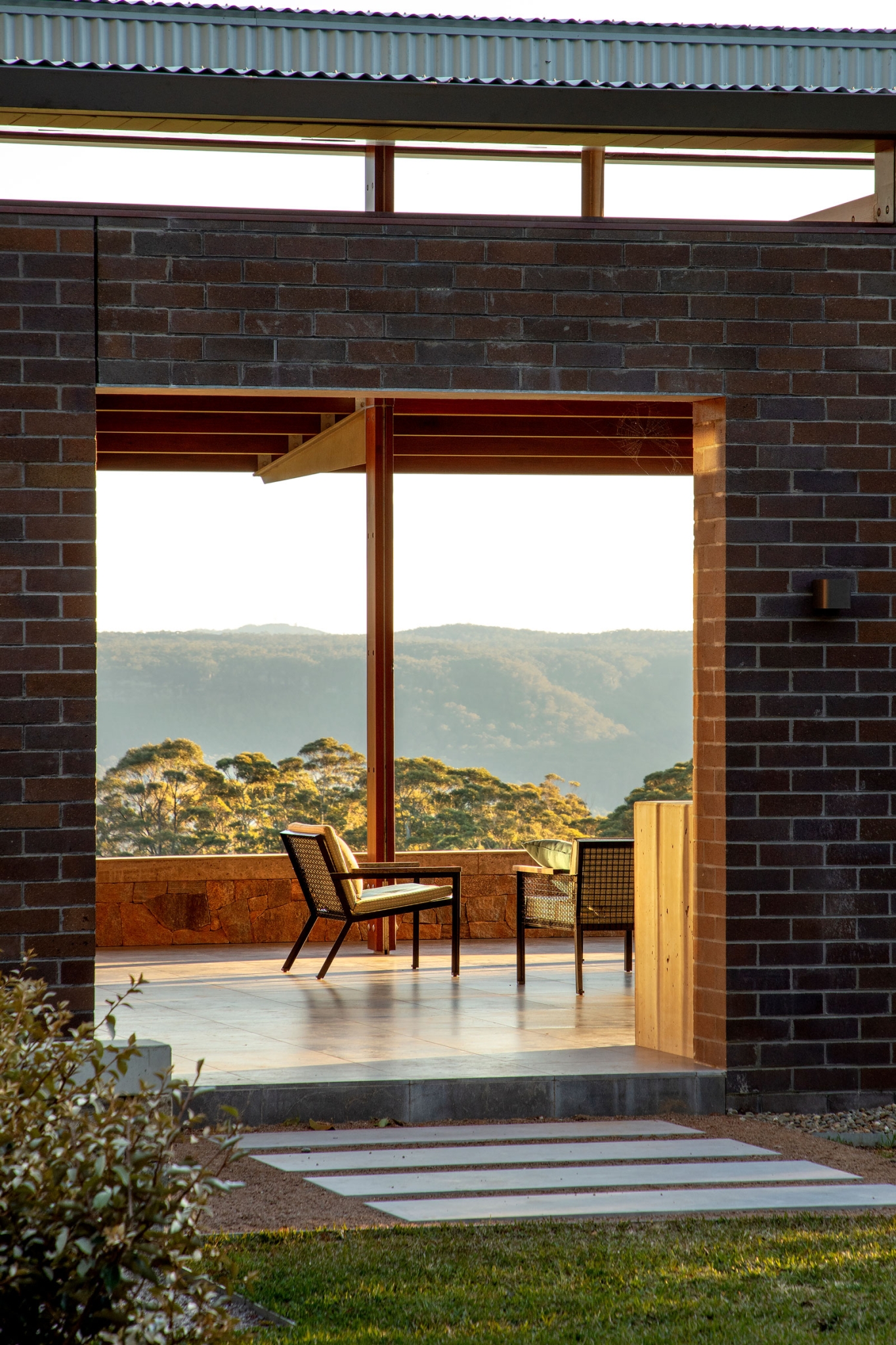 Sydney Residence by Cameron Kimber Design and Daniel Boddam Studio ...