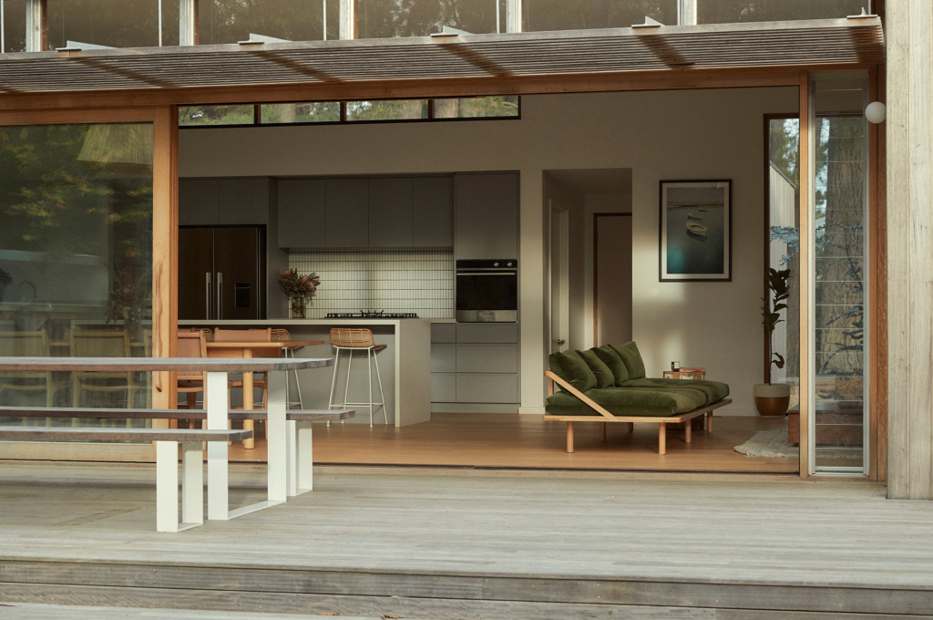 Chisholm House by Editor Interiors and Architectsmith - Project Feature ...