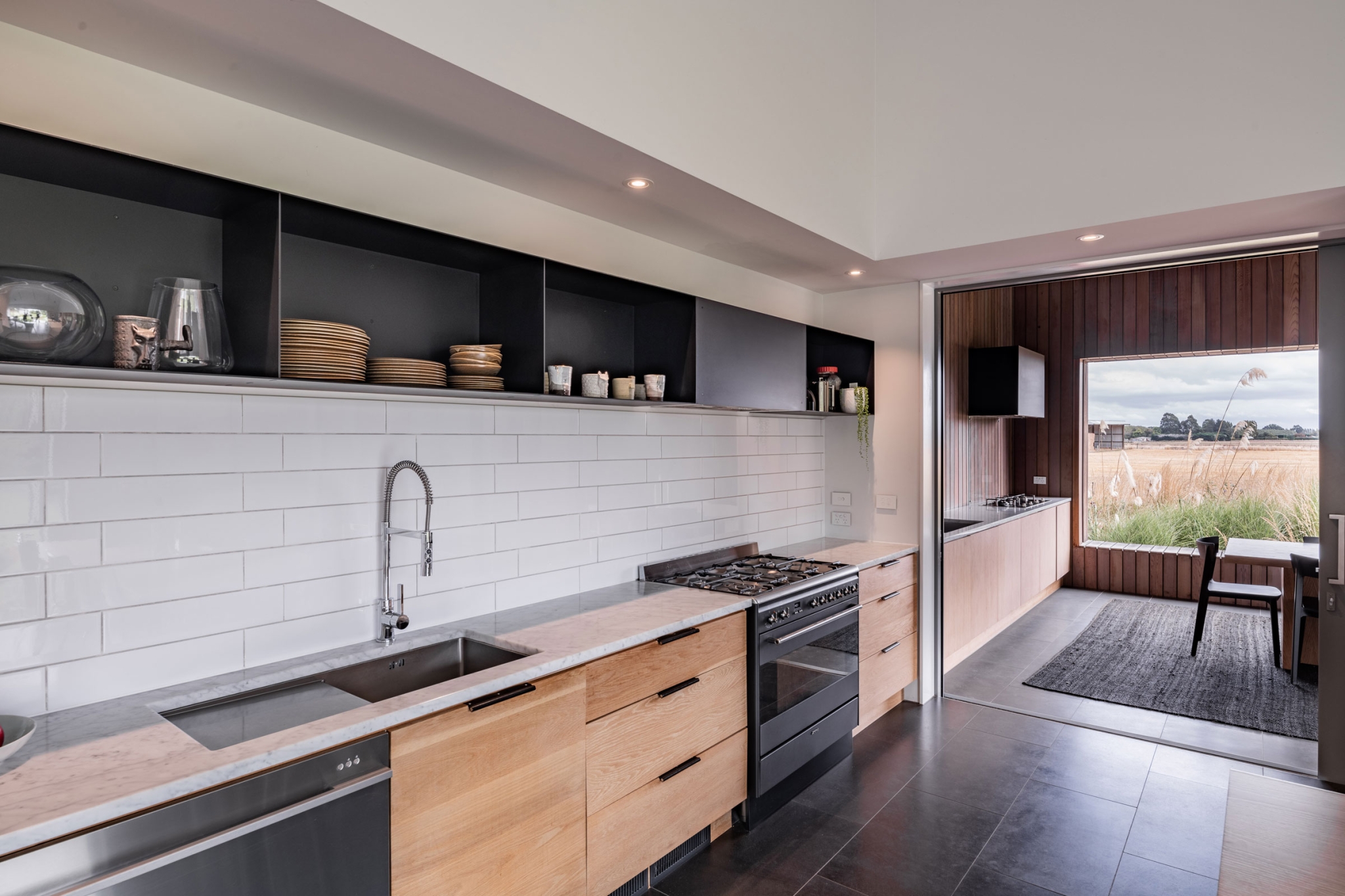 Gold Coast Residence by Nina Maya Interiors - Project Feature - The ...