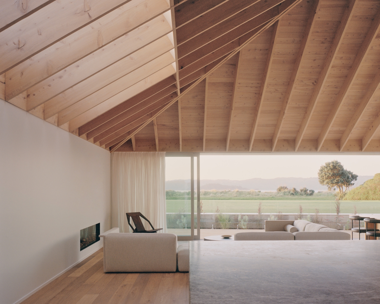 RK Residence by Seear-Budd Ross - Issue 11 Video Feature - The Local ...