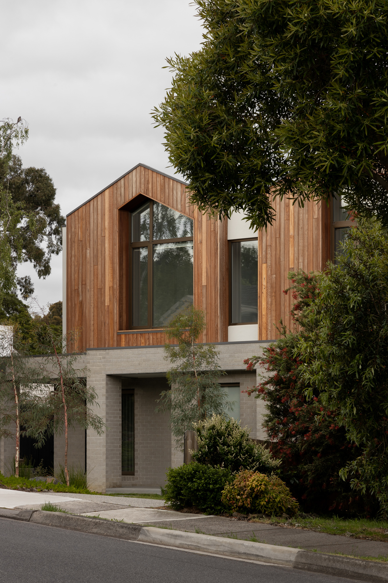 Alvie House by Damian Orlando Design and Rachcoff Vella - Issue 11 ...