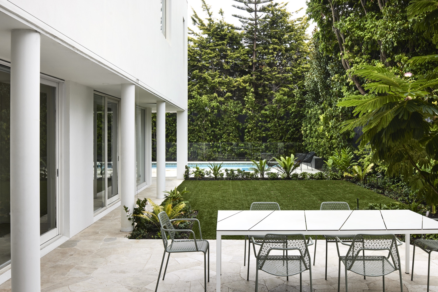 Main Beach House by BDA Architecture - Project Feature - The Local Project