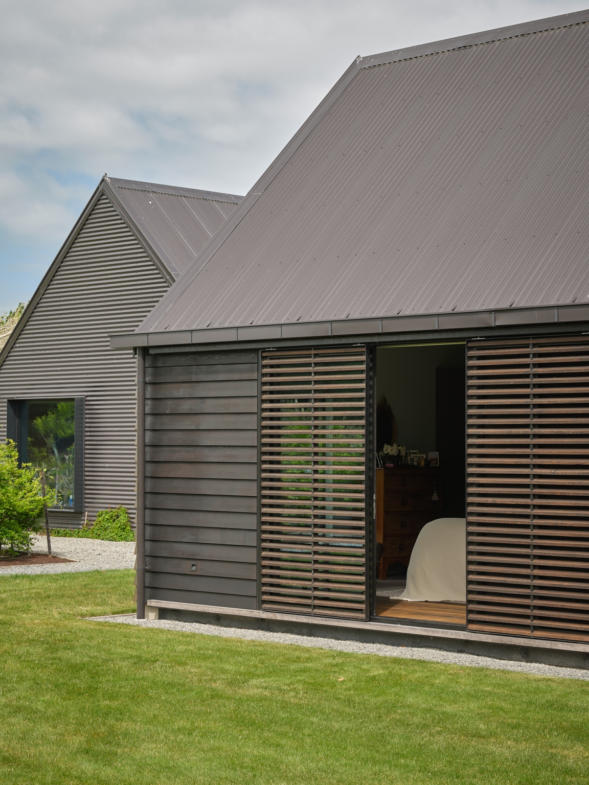 Hepburn’s Road House by Warren and Mahoney and Detail by Davina Sutton ...