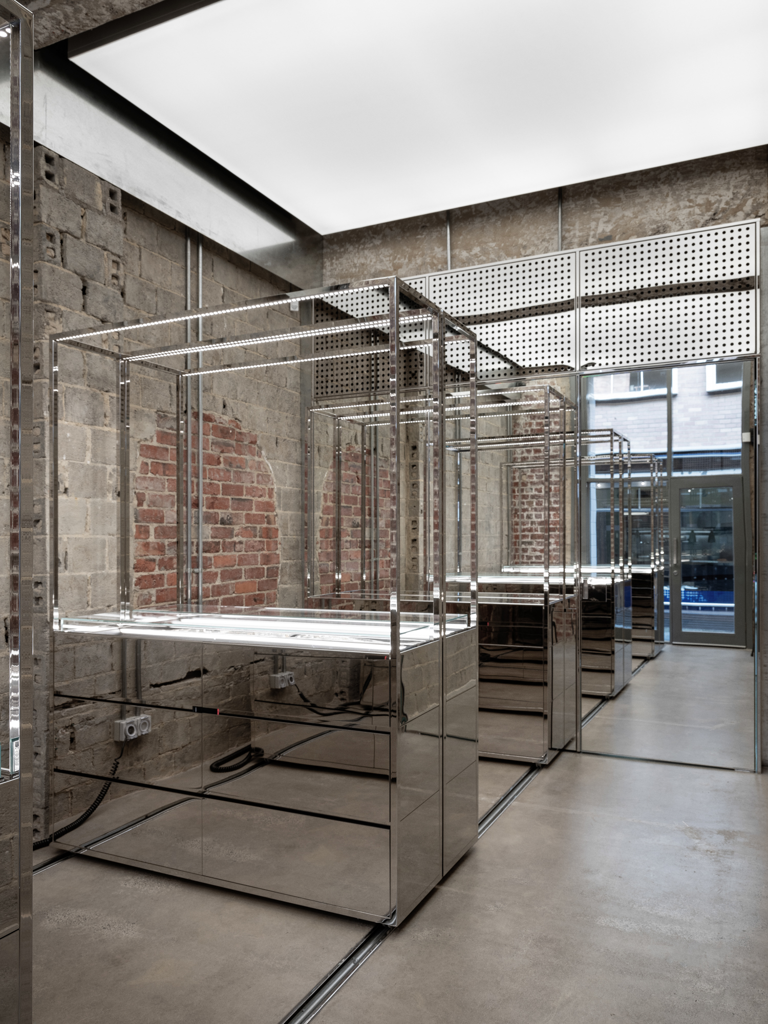 SARAH & SEBASTIAN by George Livissianis - Issue 11 Commercial Feature - The Local Project