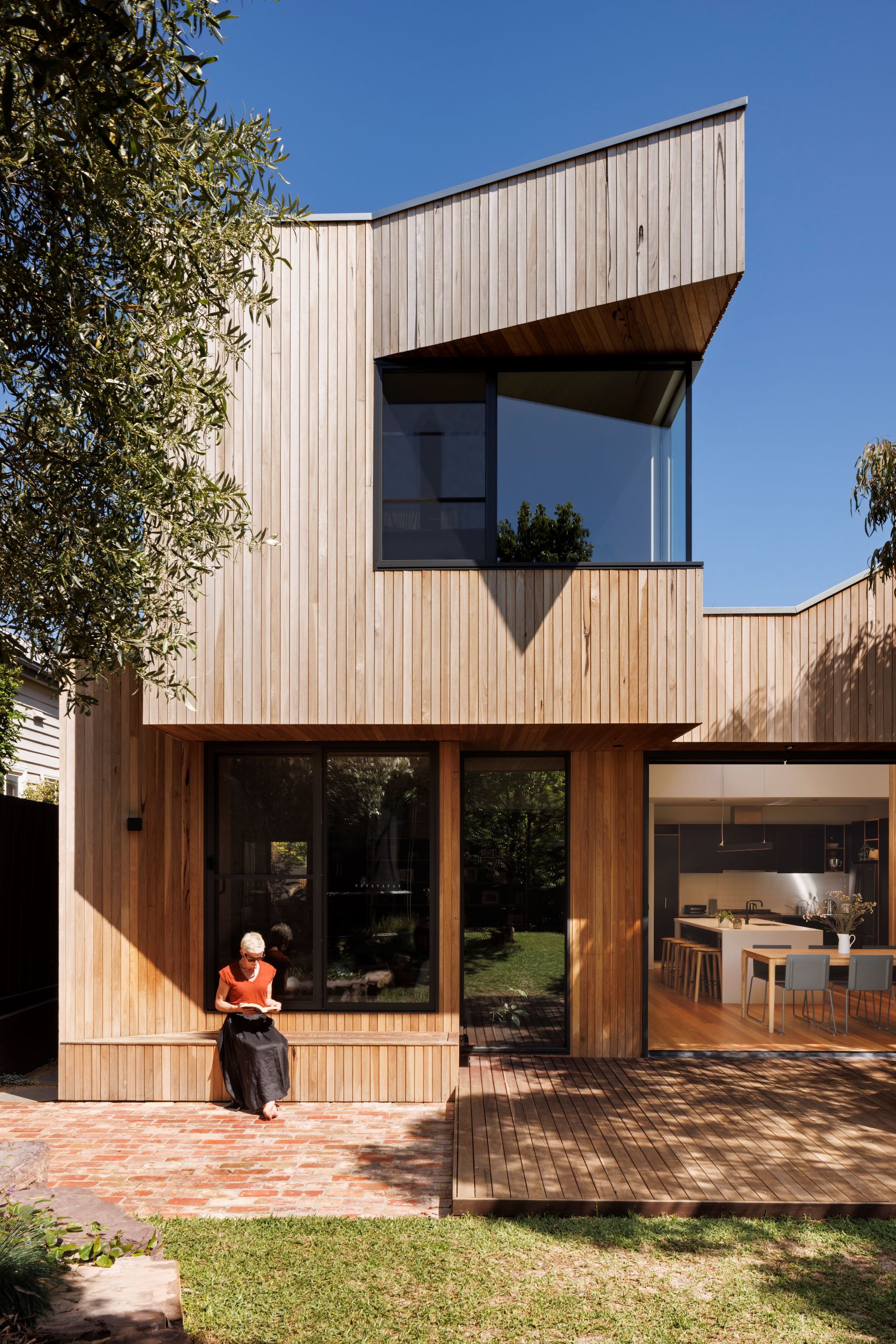 Bloomfield House by Laura Wilson Architects - Project Feature - The ...