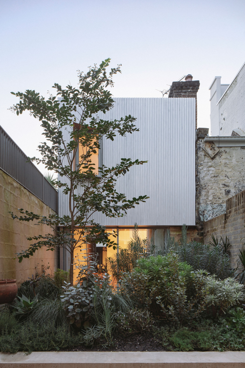 Steel House by Retallack Thompson - Project Feature - The Local Project