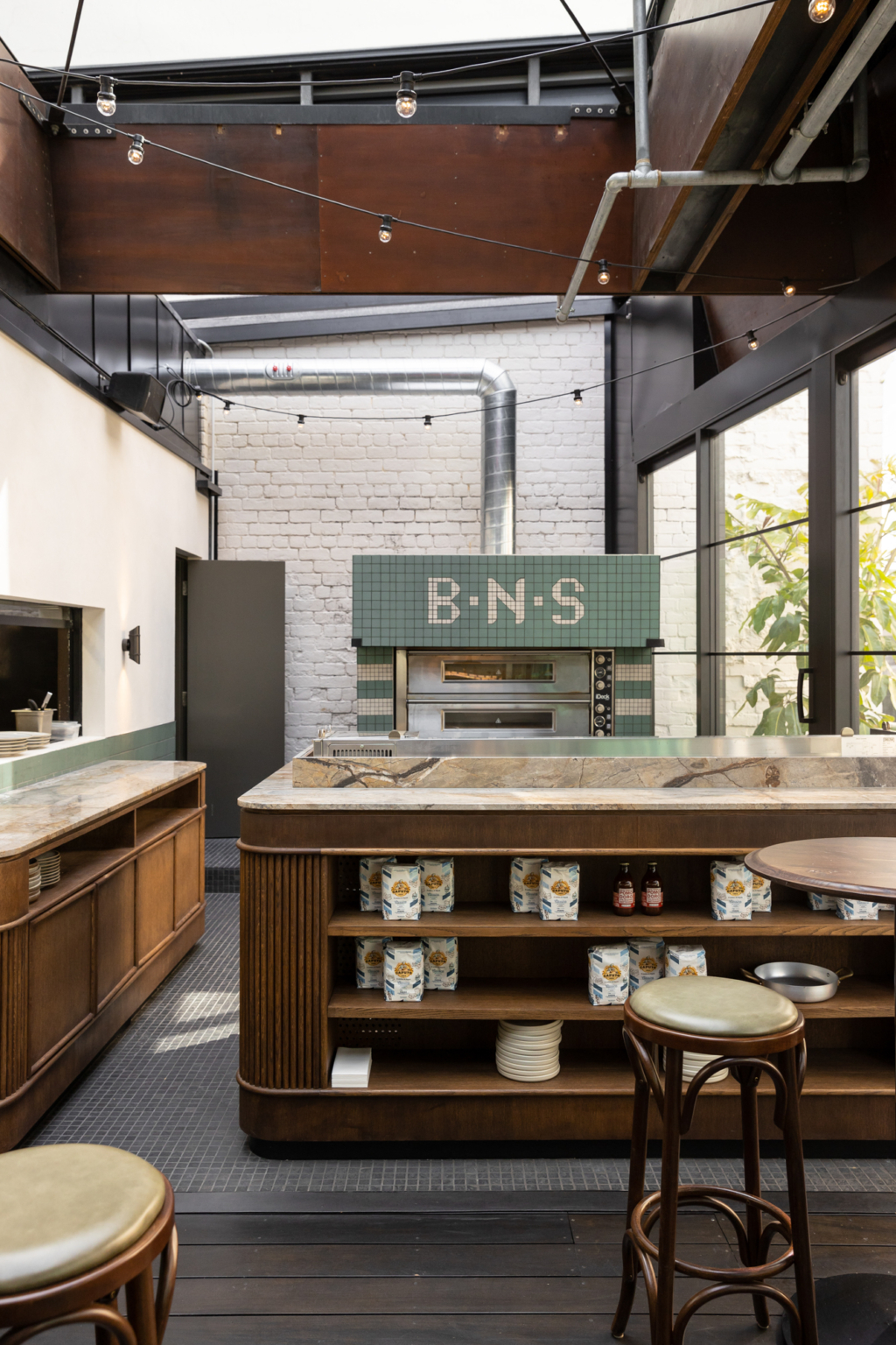 One Earle Lane by Paul Conrad Architects - Issue 12 Feature - The Local ...