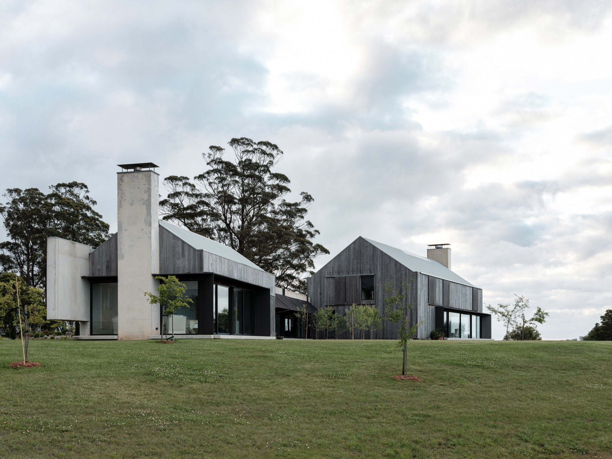 Highlands House by Luke Moloney Architecture - Issue 12 Feature - The ...