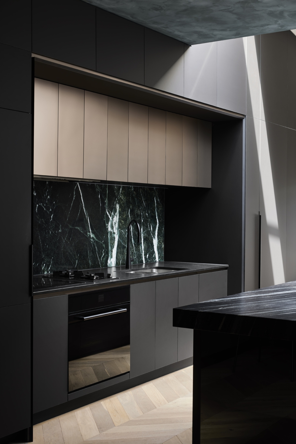 Villa Italia by Splinter Society - Product Feature - The Local Project