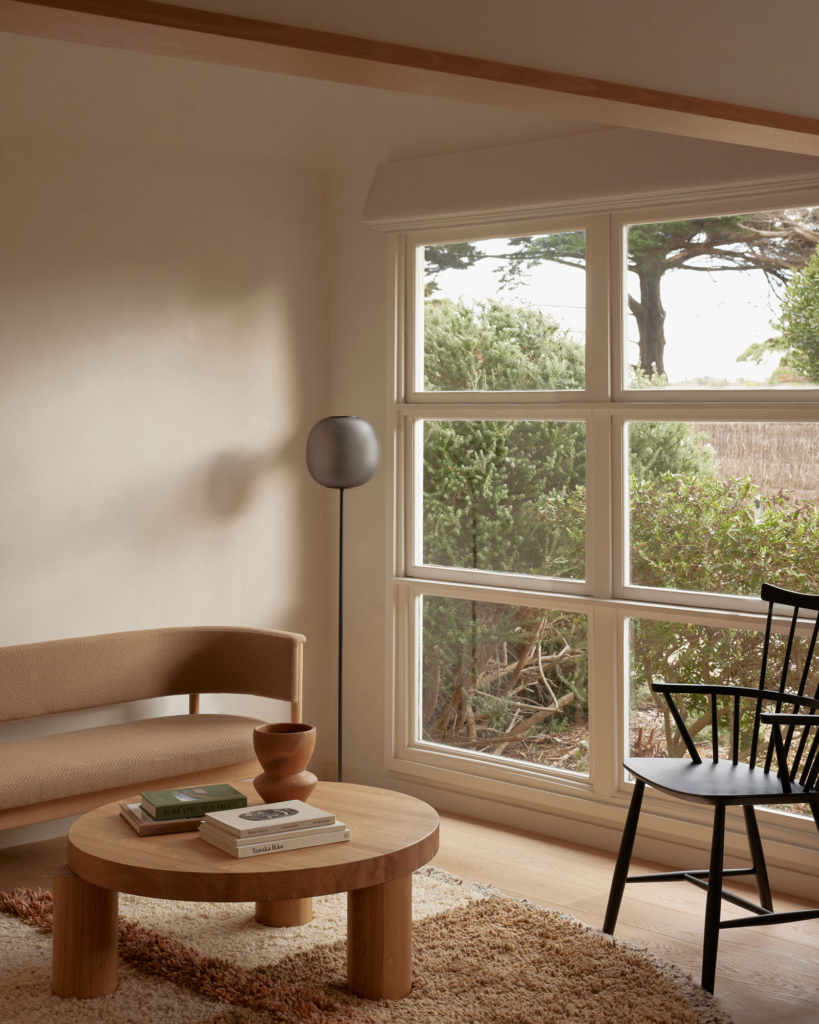 Bridgehampton Beach House by Steven Harris Architects and Rees Roberts ...