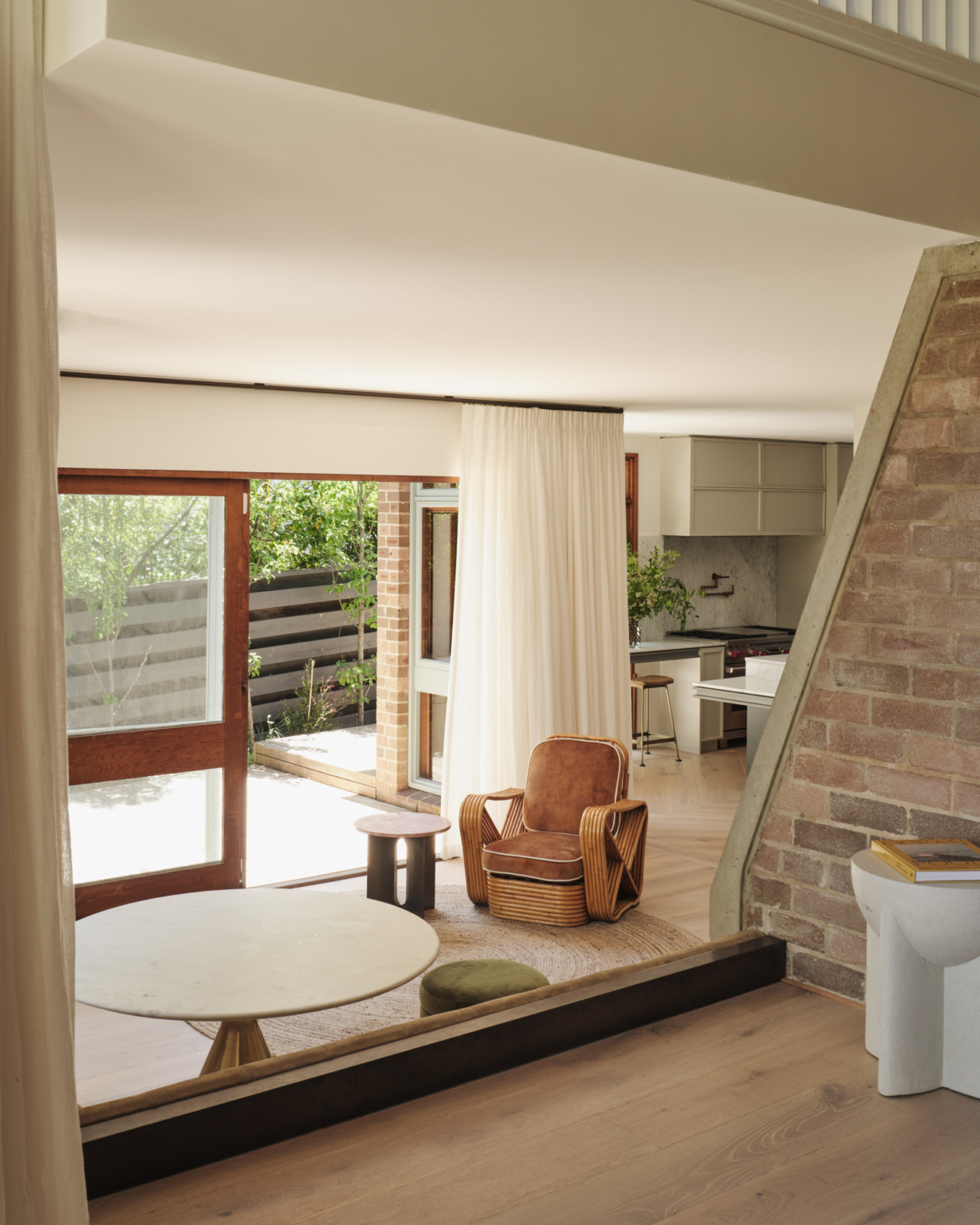 Merricks Farmhouse by Michael Lumby Architecture with Nielsen Jenkins ...