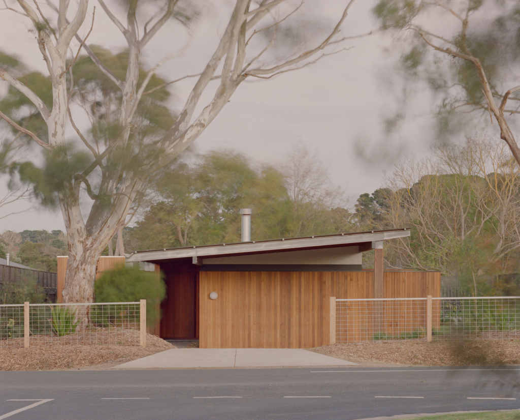 Stumpy Gully Road by markowitzdesign and Stavrias Architecture ...