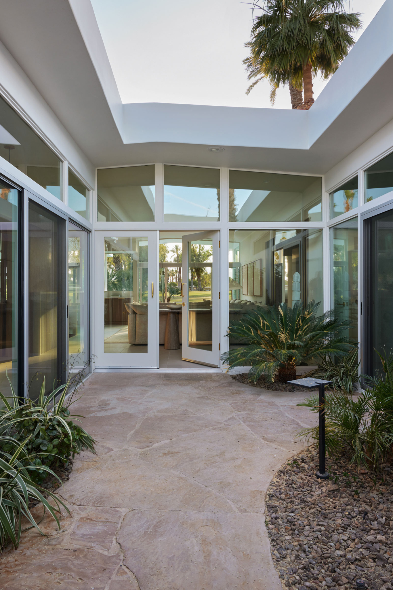 Brick House by Studio Roam and With Architecture Studio - Project ...