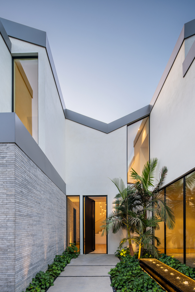 Aesop Collins Street by Clare Cousins Architects - Issue 13 Feature ...