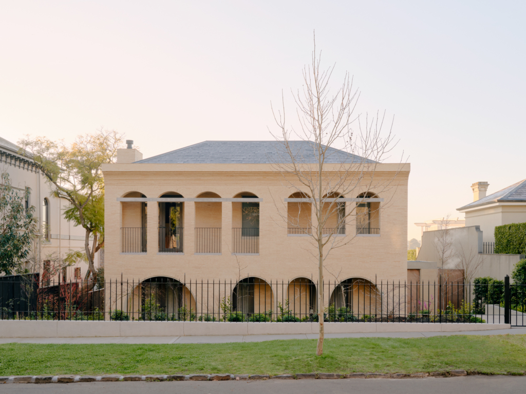 Shakespeare Grove Residence by B.E. Architecture - Issue 13 Feature - The Local Project