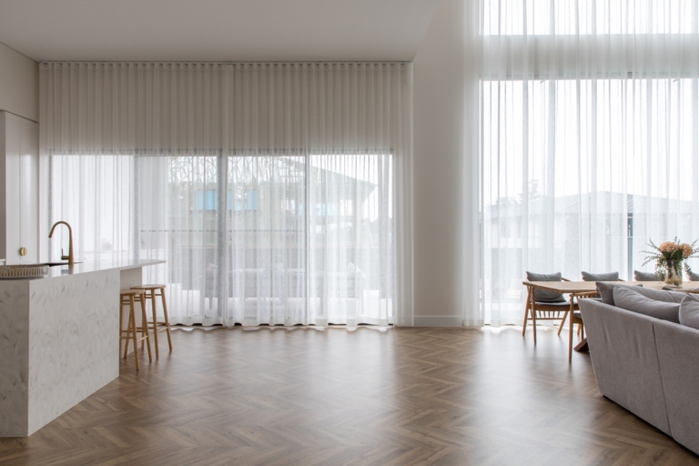 Denham Court House by Jelena Matic Interiors - Issue 13 Feature - The ...