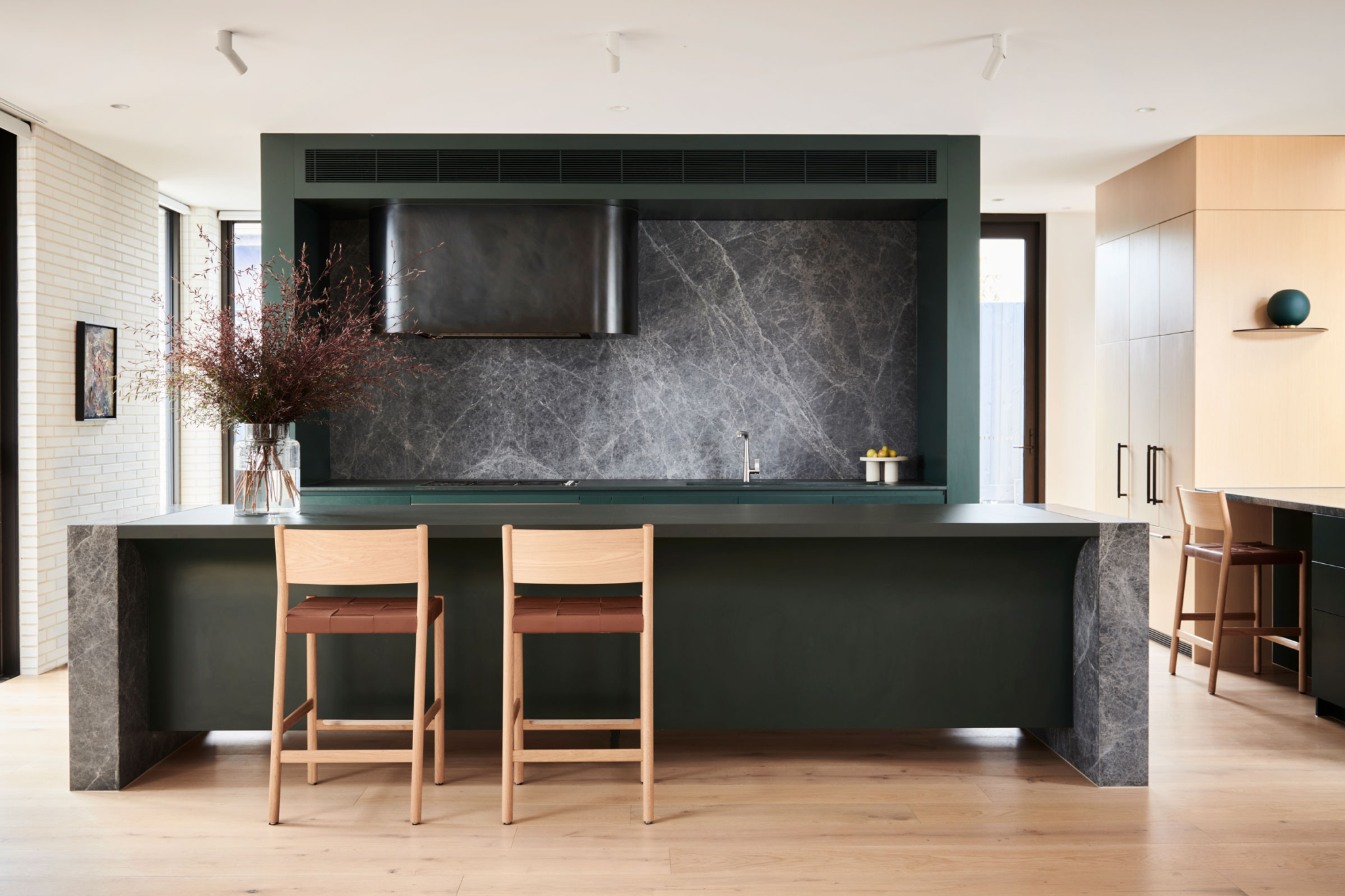 Lynch Residence by Auhaus Architecture and Ewert Leaf - Project Feature ...