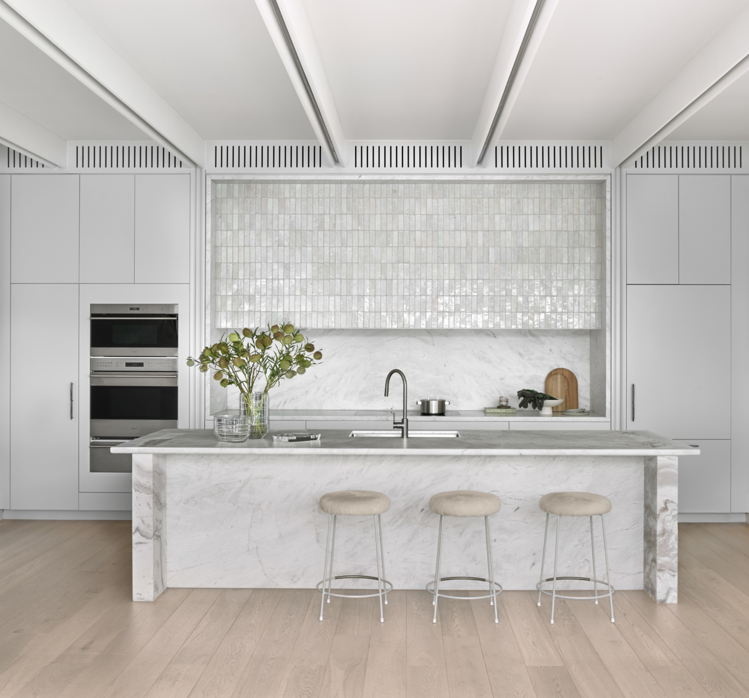 Casa Lunga by Mim Design - Project Feature - The Local Project