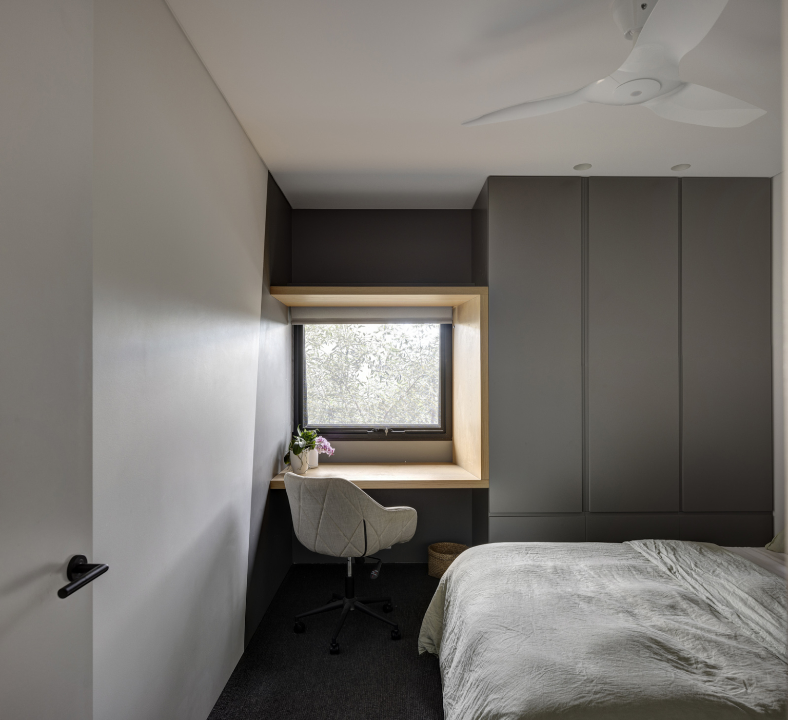 Quarry Box by MCK Architecture and Interiors - Project Feature - The ...