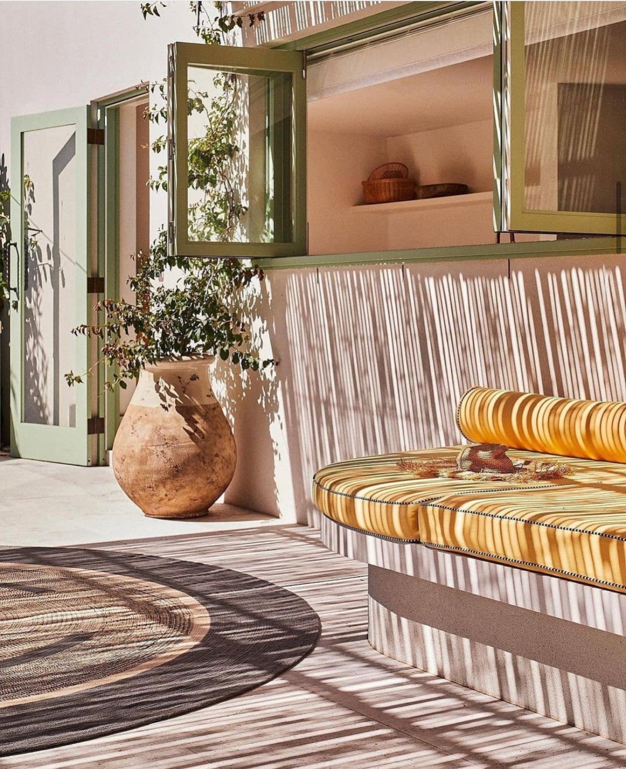 Sullivan Townhouse by SPAN Architecture and White Arrow - Project ...