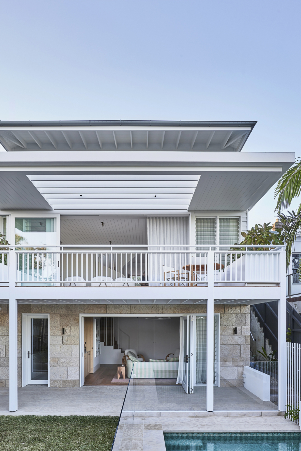 Bonny Bronte by Michael Cumming Architect and Edward Birch - Project ...