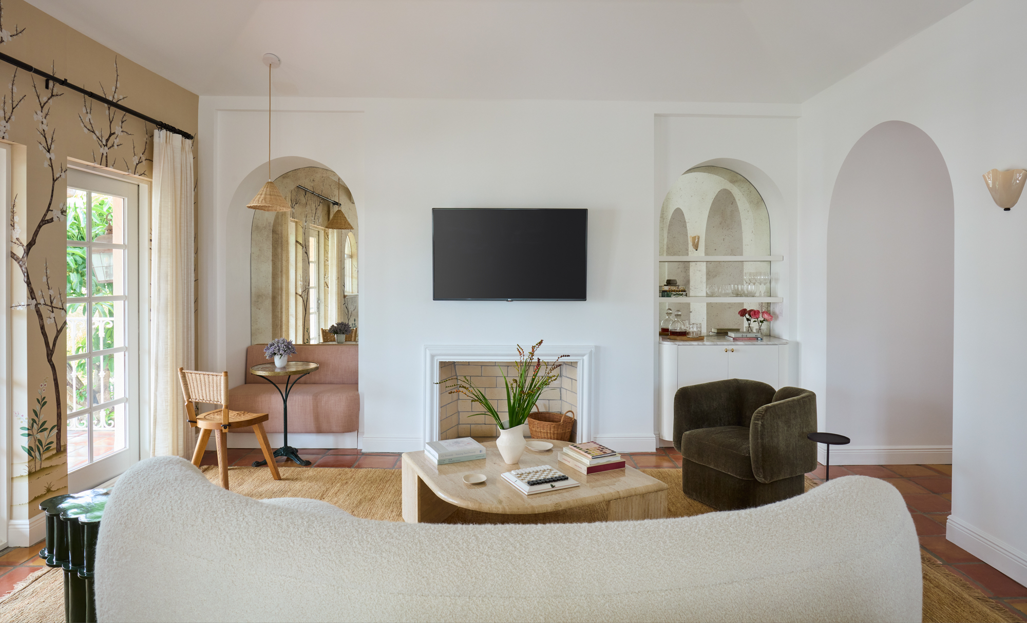 Goop Villa at The Colony Hotel by Ronen Lev - Project Feature - The ...