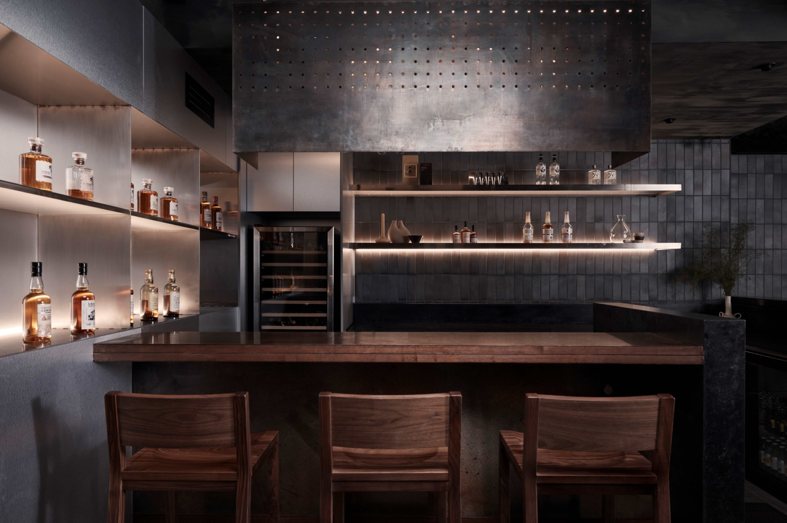 Bar Besuto by Tom Mark Henry - Project Feature - The Local Project