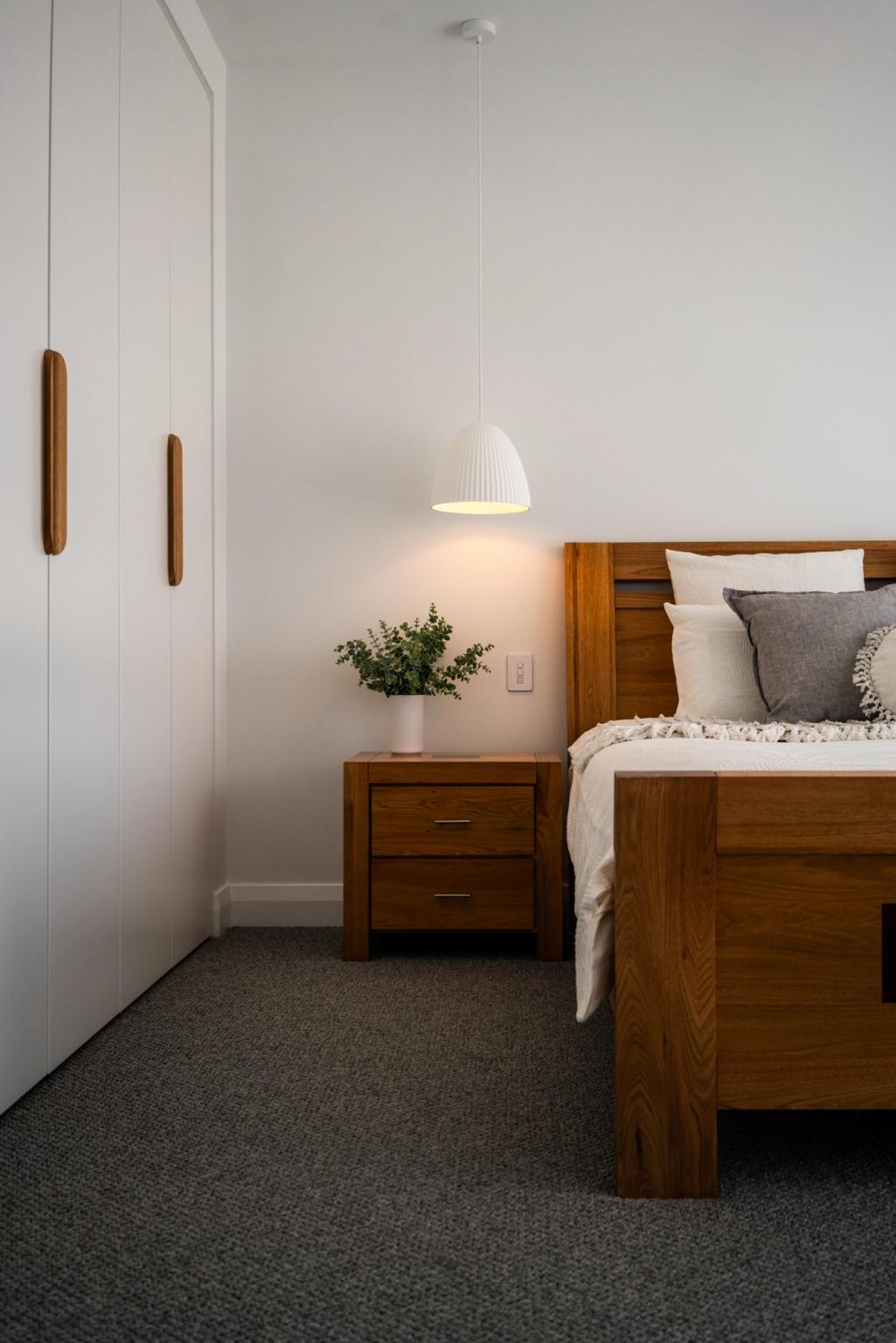 Largs Bay Home by Elmac Homes - Video Feature - The Local Project