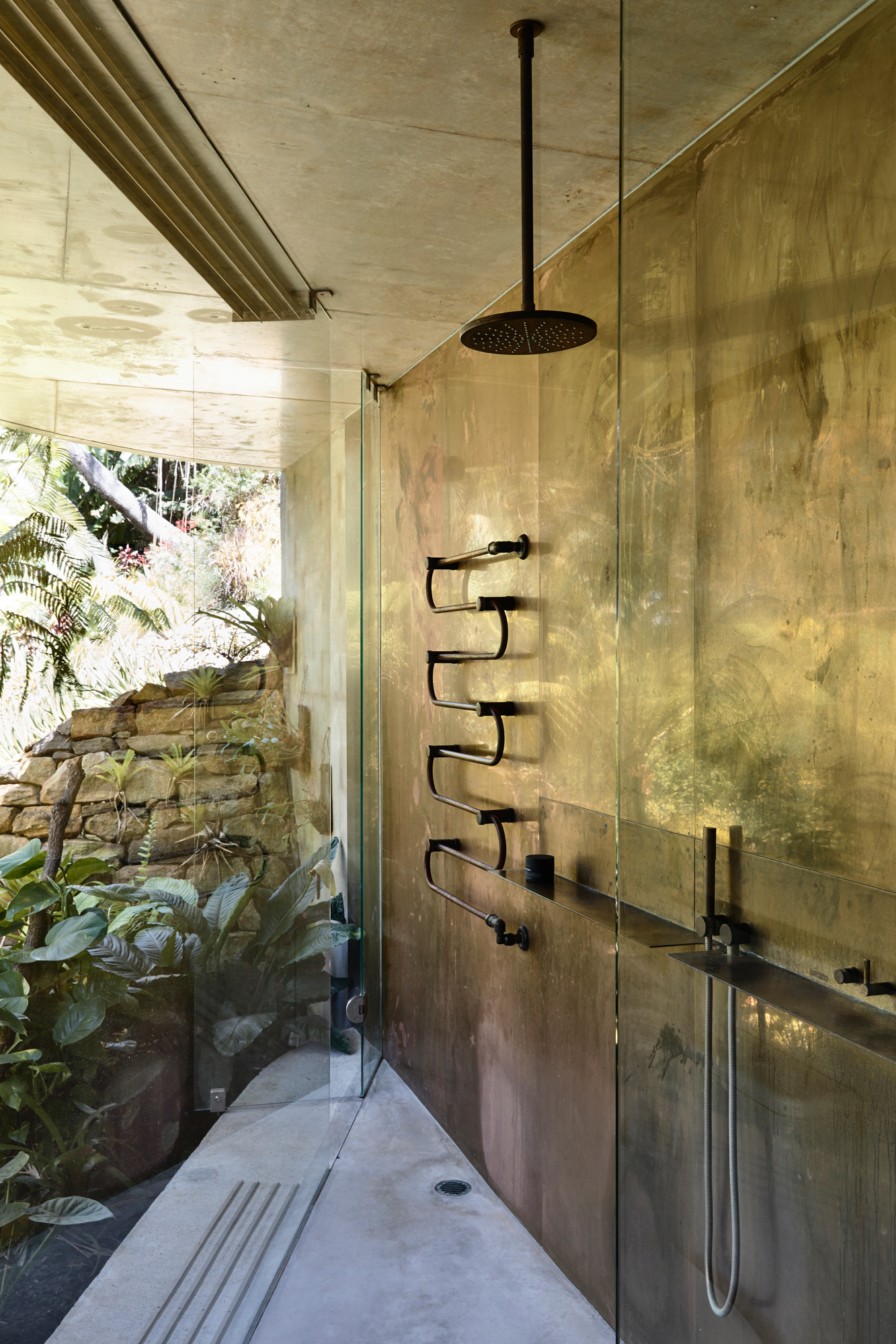 Cabbage Tree House by Peter Stutchbury Architecture - Book Feature ...