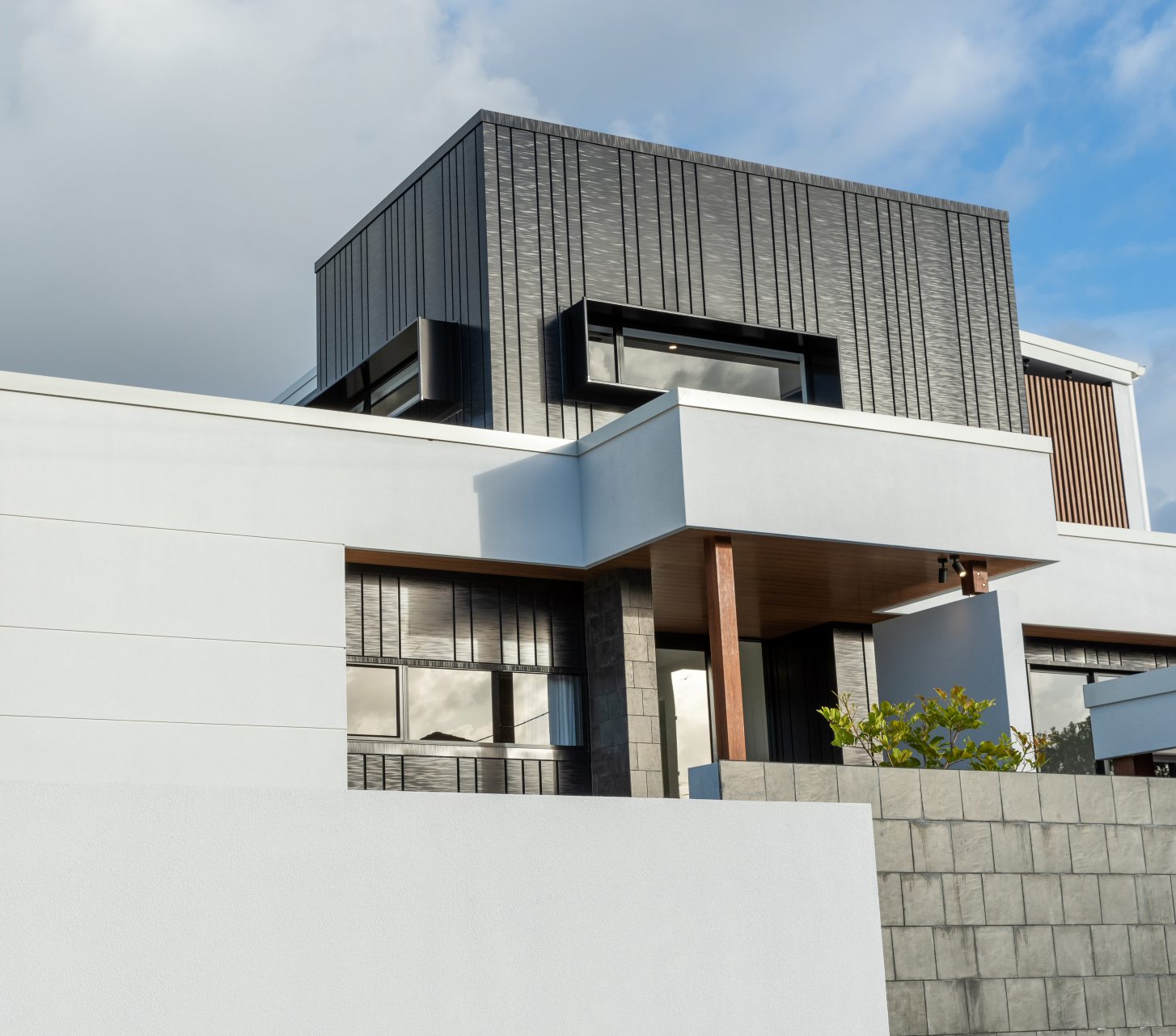 Beyond Steel: UniCote LUX - Product Feature - The Local Project