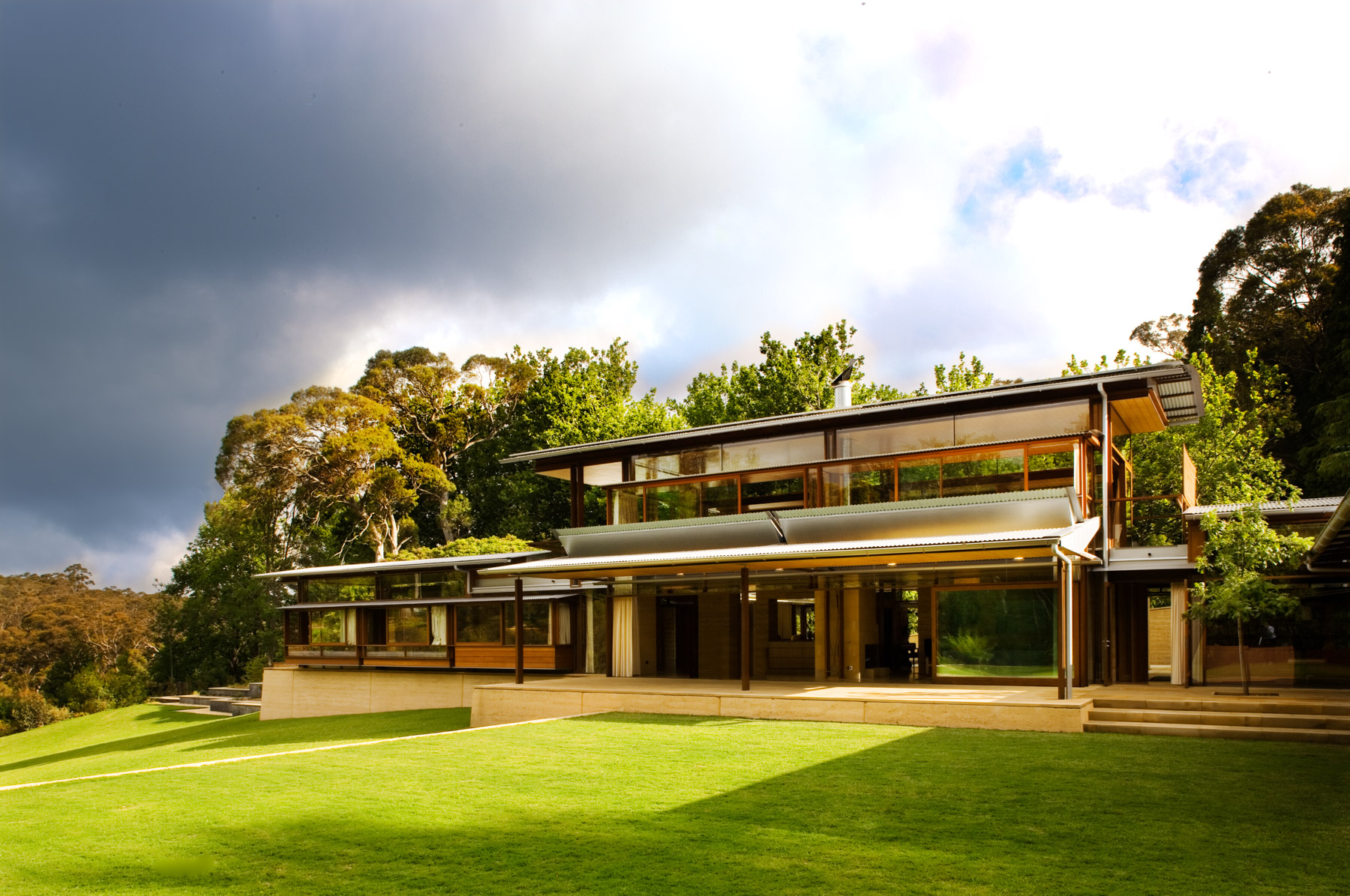 Riverbank House by Wilson Architects - Project Feature - The Local Project