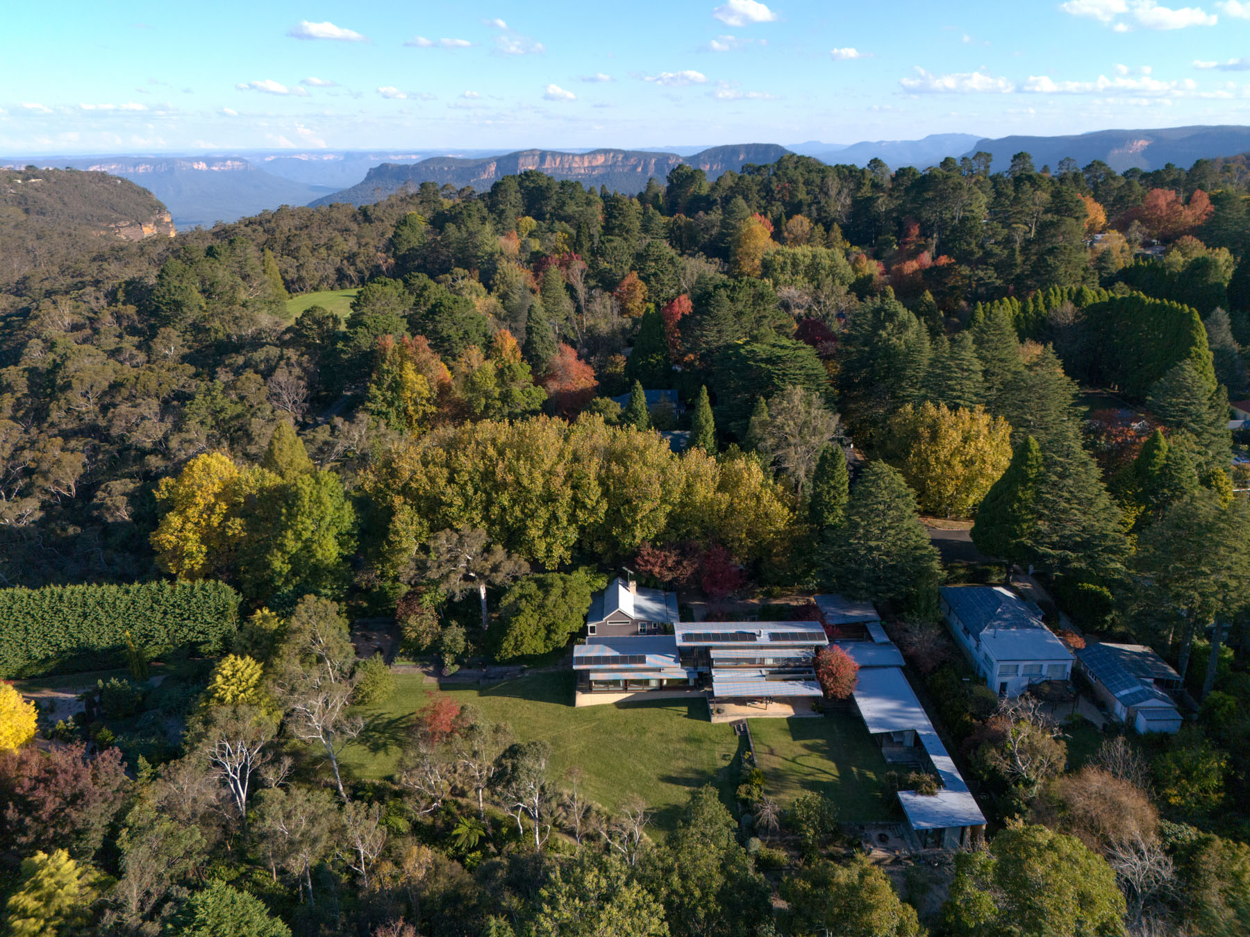 On the Market: Leura House by James Stockwell - Issue 15 Feature - The ...