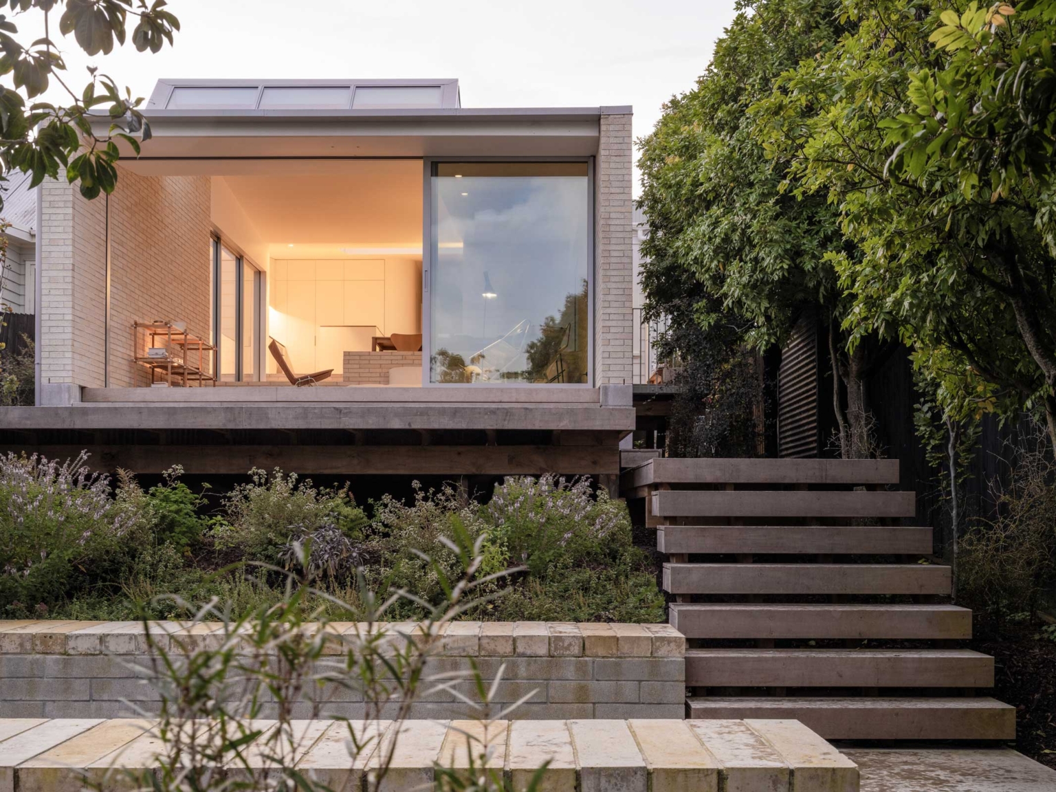 Ridge House by Keshaw McArthur - Project Feature - The Local Project