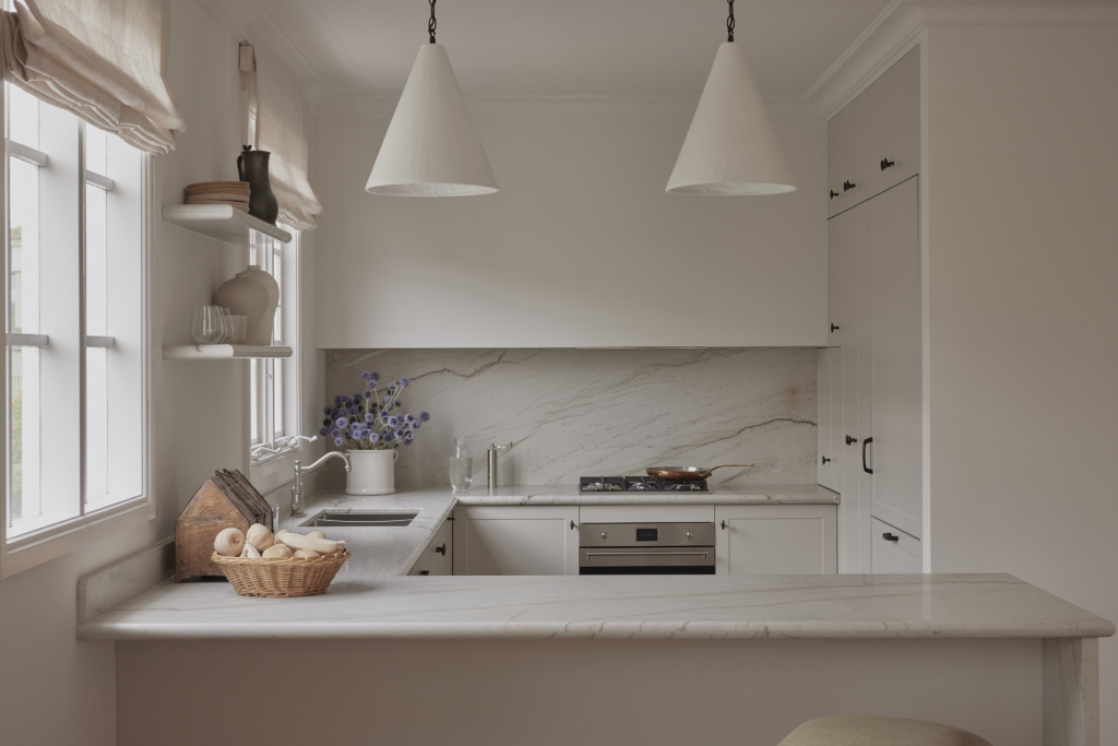 Toorak Apartment by Emily Gillis Interior Design - Project Feature ...